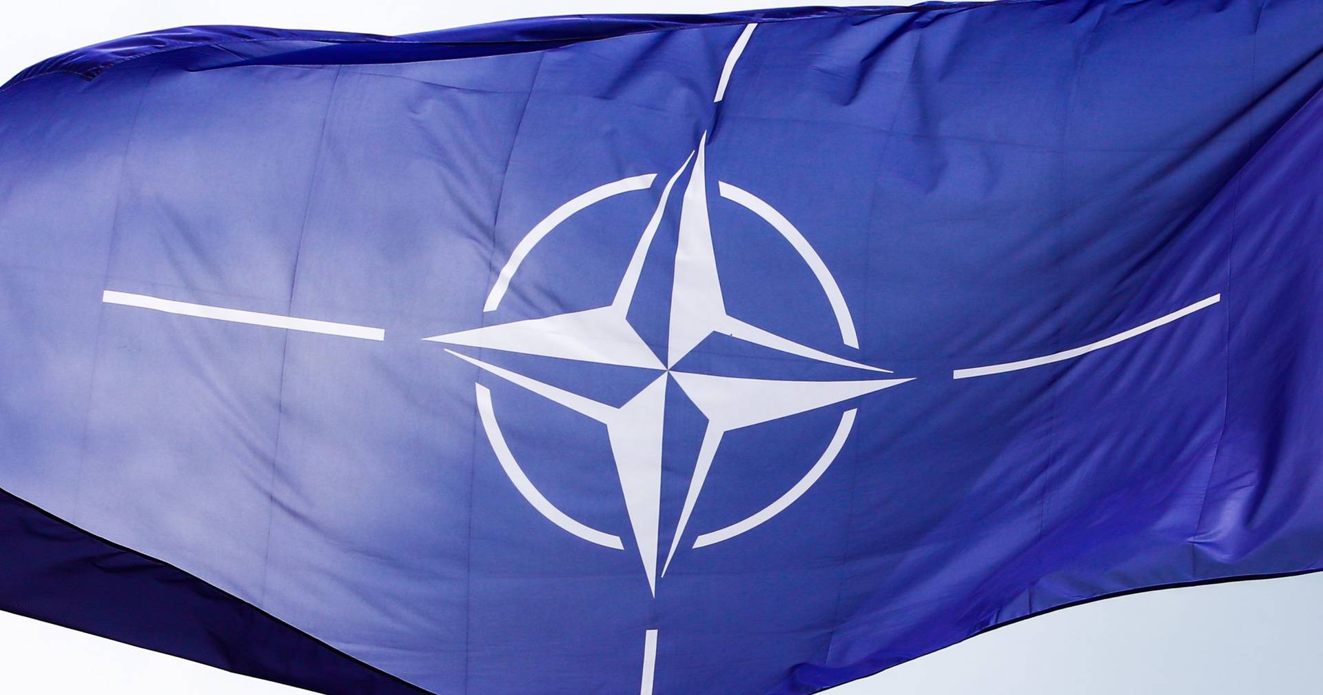 Eslováquia aprova estacionamento de forças da NATO no seu território ...