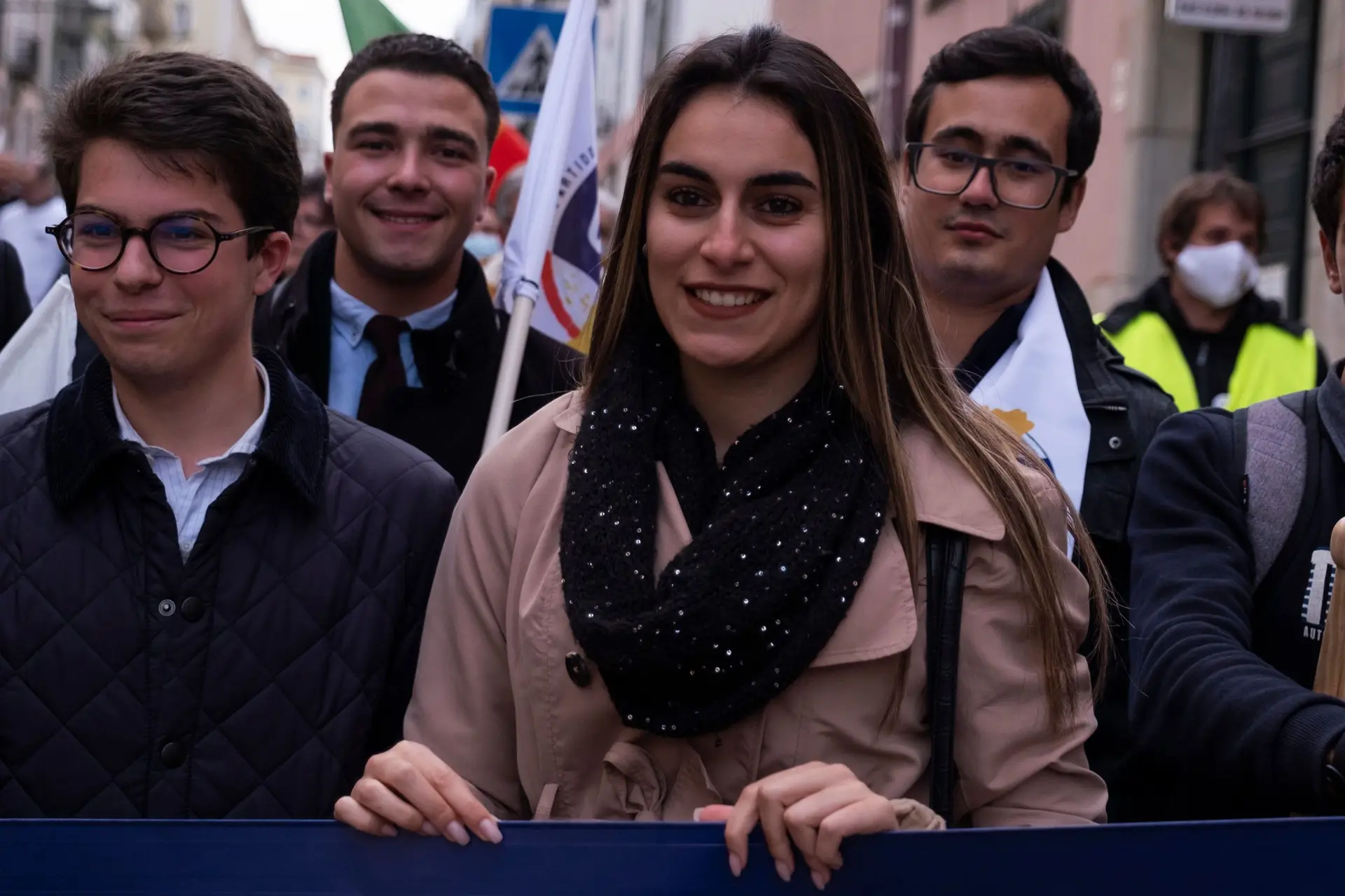 Deputada do Chega Rita Matias plagiou discurso de Meloni? - SIC Notícias