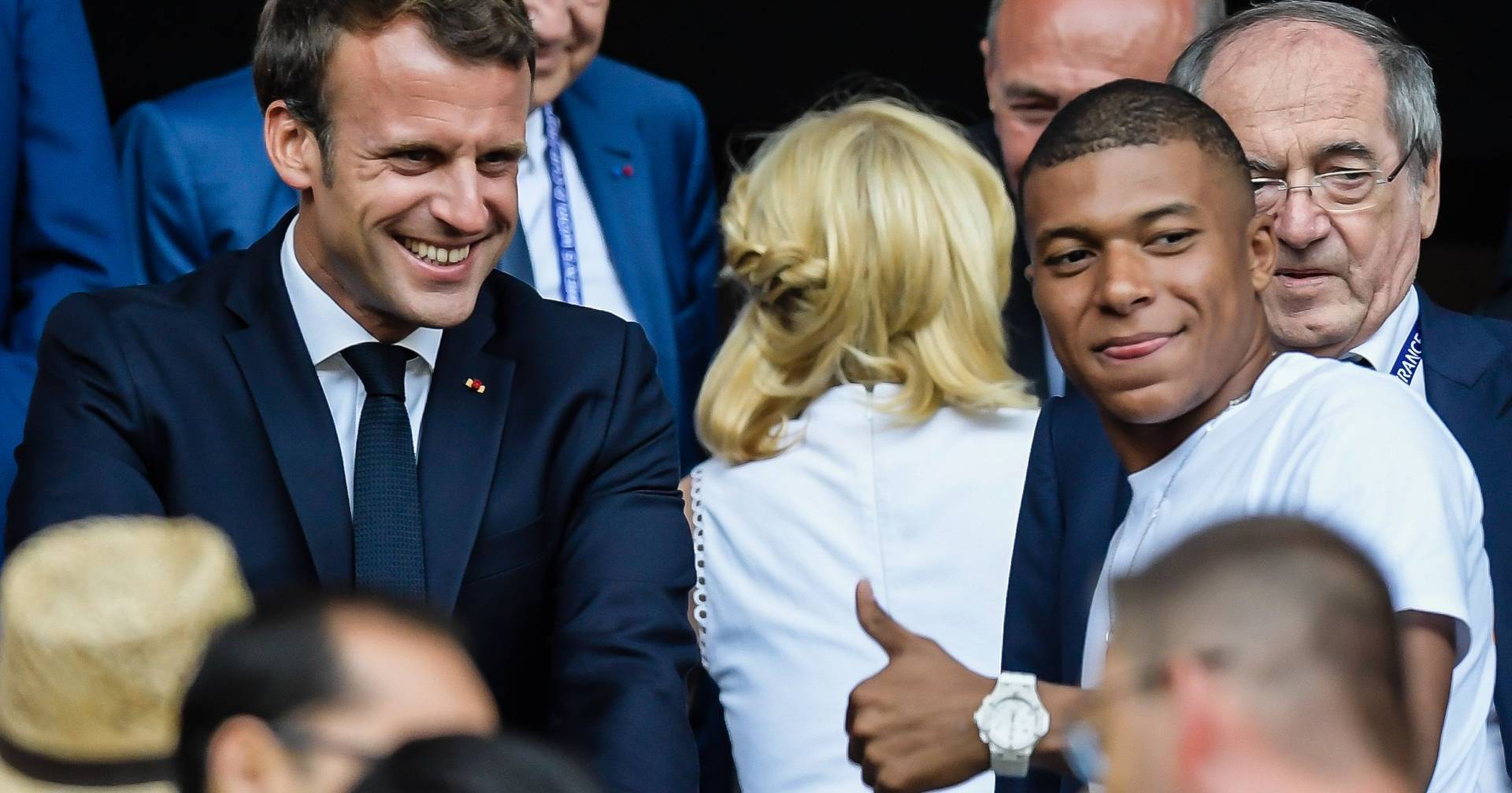 Real Madrid ou PSG? Como Macron tentou convencer Mbappé - SIC Notícias