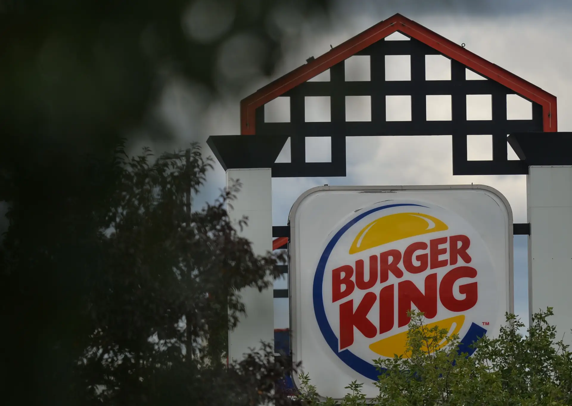 Autoridade da Concorrência dá luz verde à venda da Burger King - SIC ...