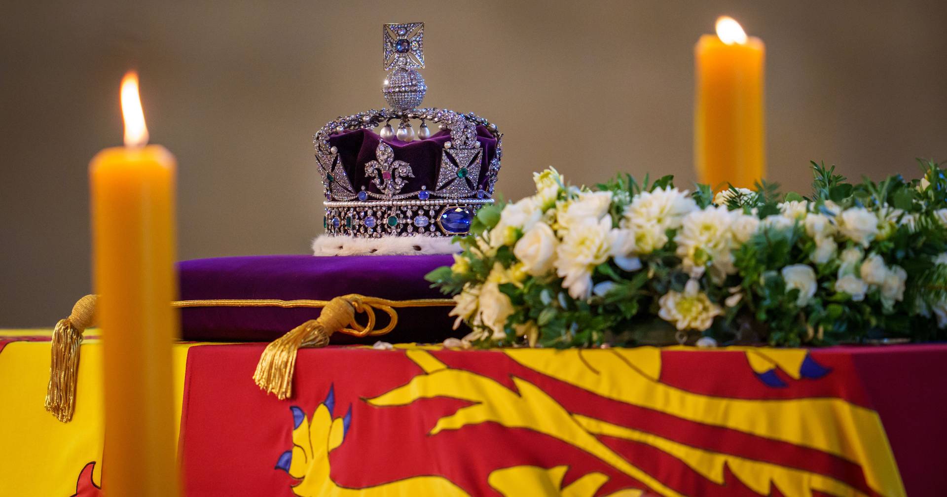 O fim do reinado de Isabel II - SIC Notícias