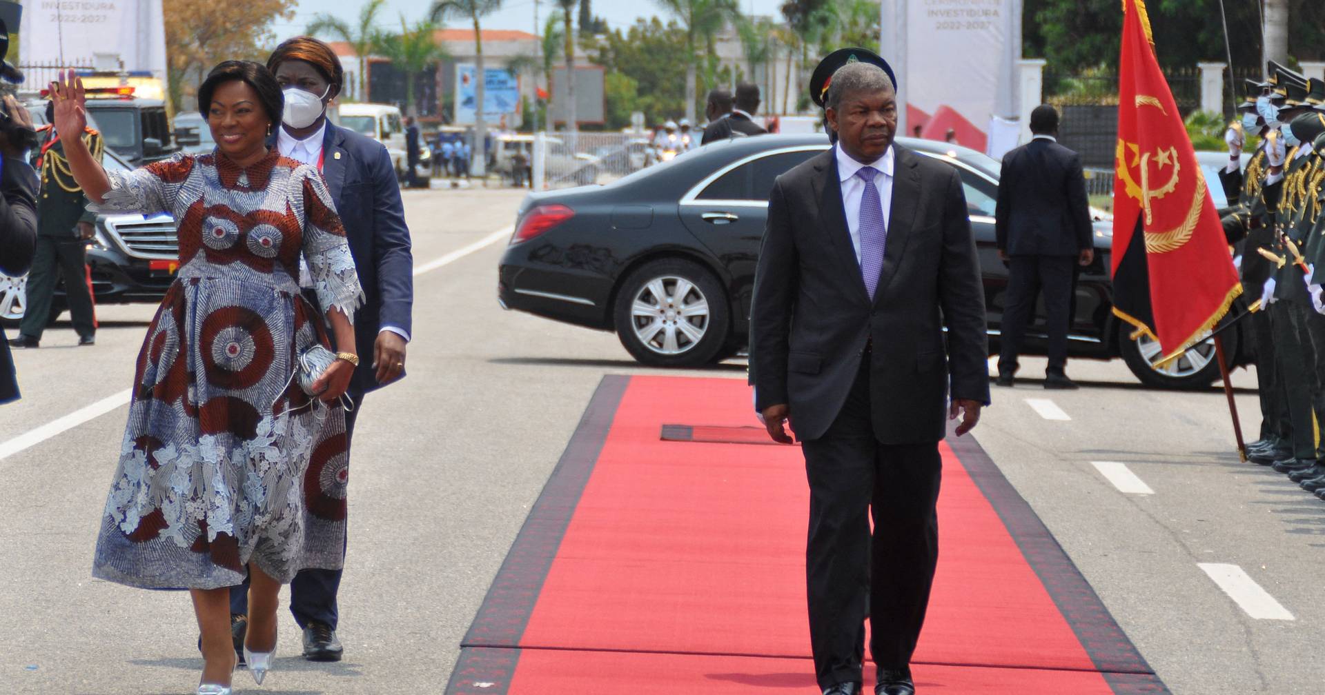 Presidente angolano reconduziu a maioria do executivo por fazerem parte ...