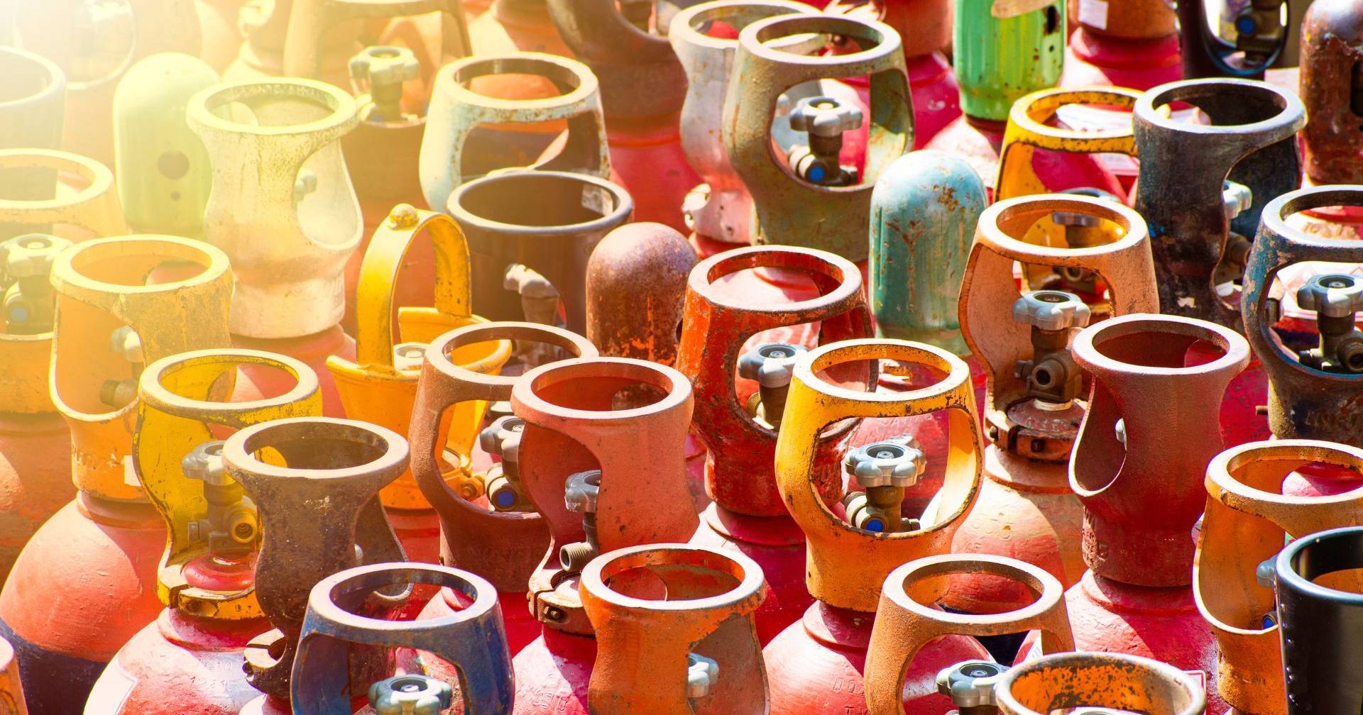 Botija de gás custa em média mais de 32 euros - SIC Notícias