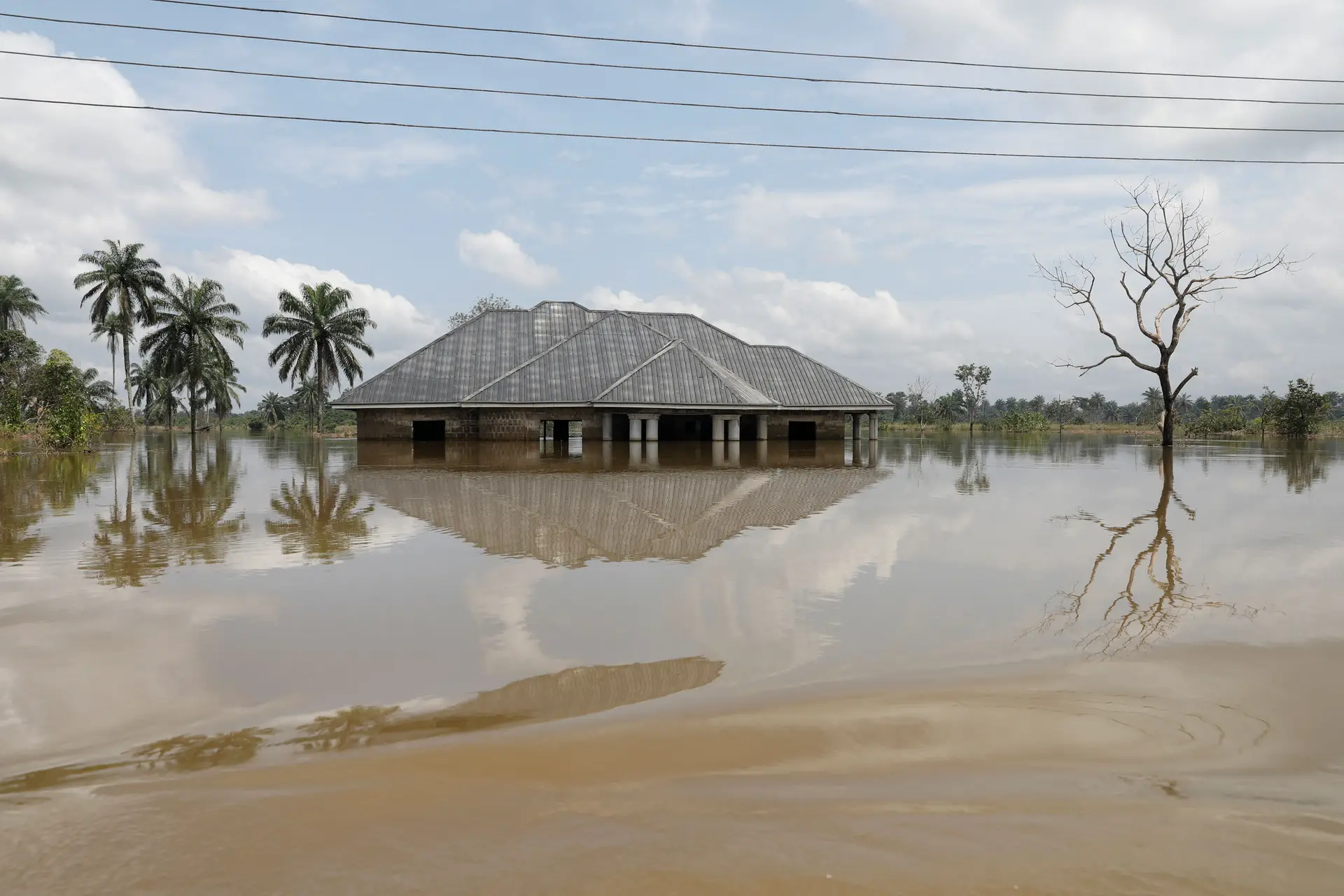 Alterações climáticas tornaram 80 vezes mais prováveis as cheias ...