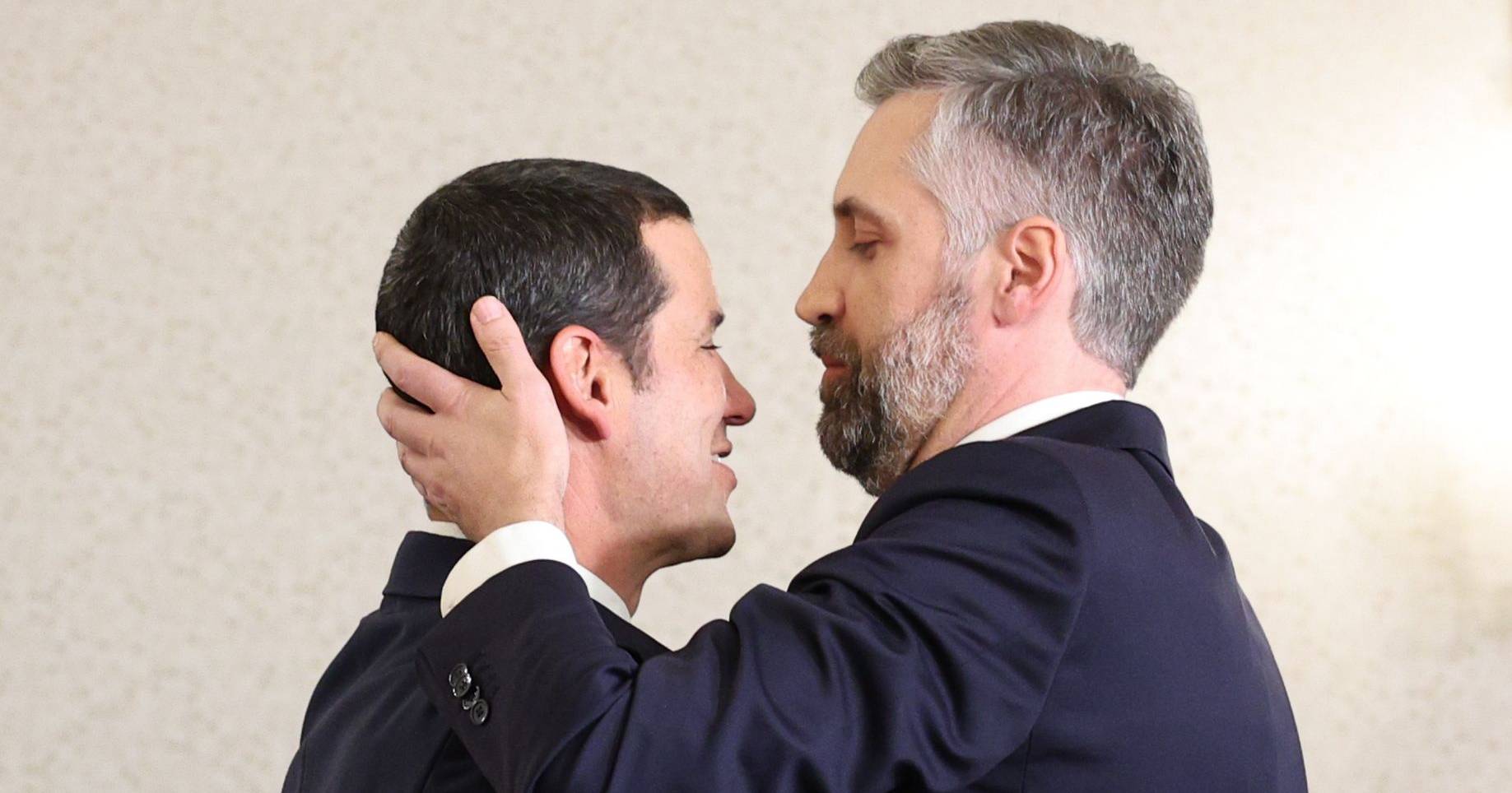 "Foi um prazer. Agora deem-me descanso", diz Pedro Nuno Santos - SIC ...