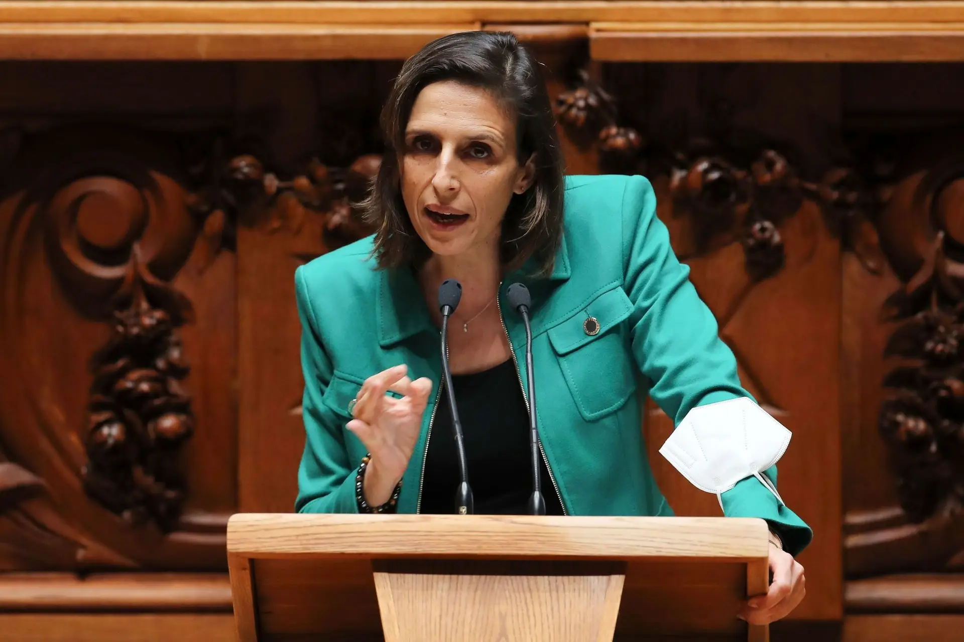 Jamila Madeira esteve registada como lobista ativa na UE - SIC Notícias