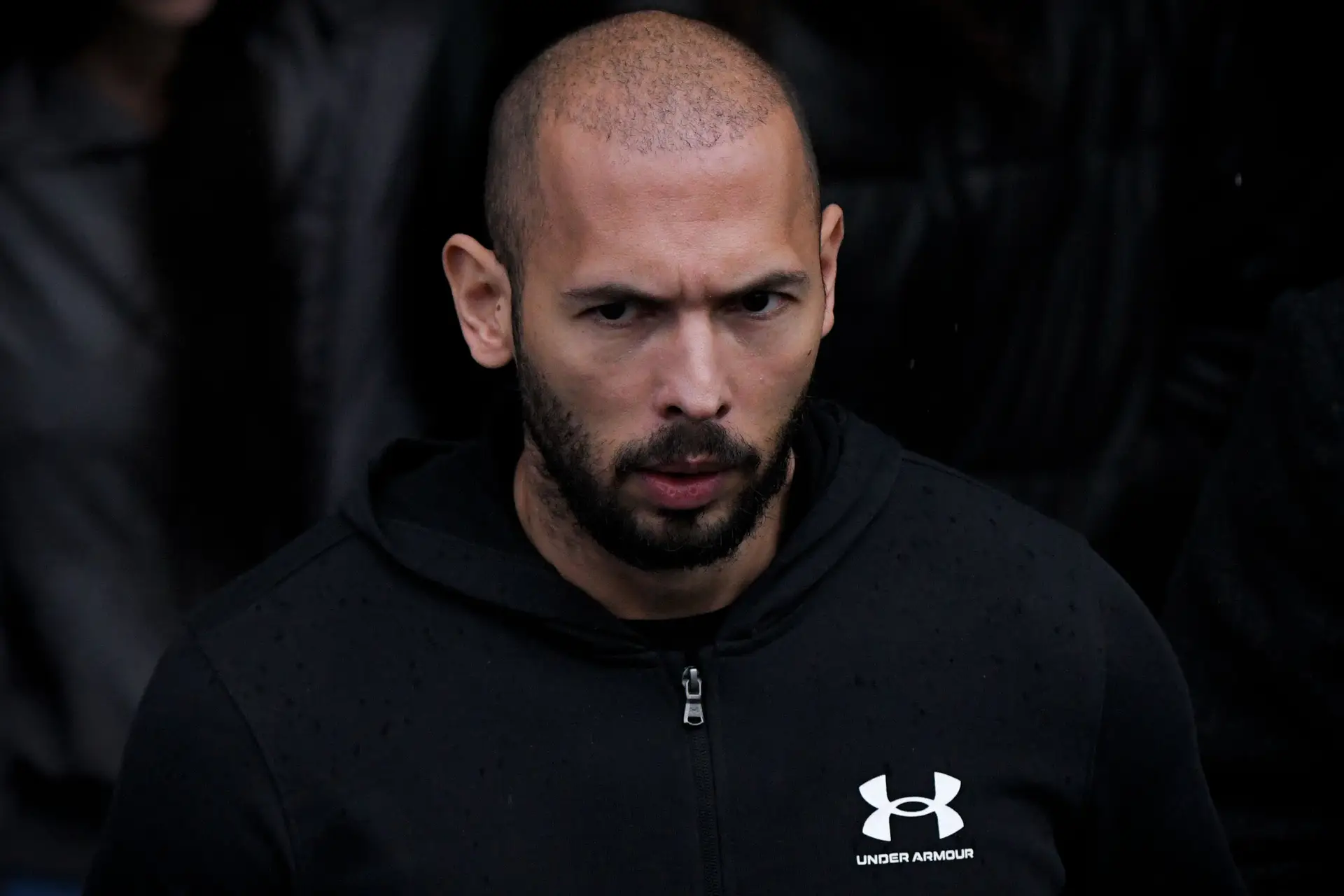 Três meses depois, Andrew Tate vai ser libertado - SIC Notícias