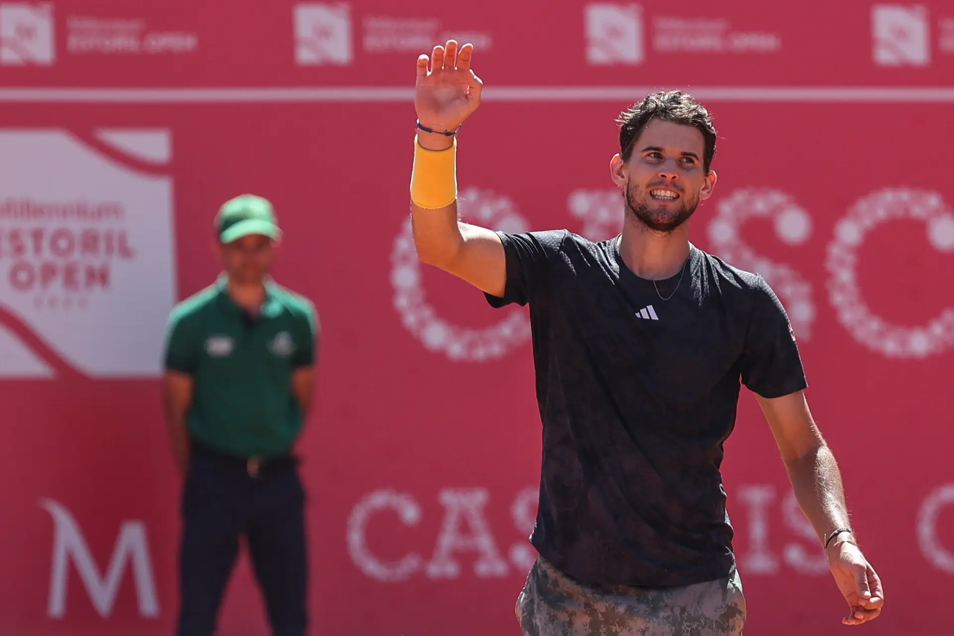 Estoril Open: Dominic Thiem avança para os quartos de final - SIC Notícias