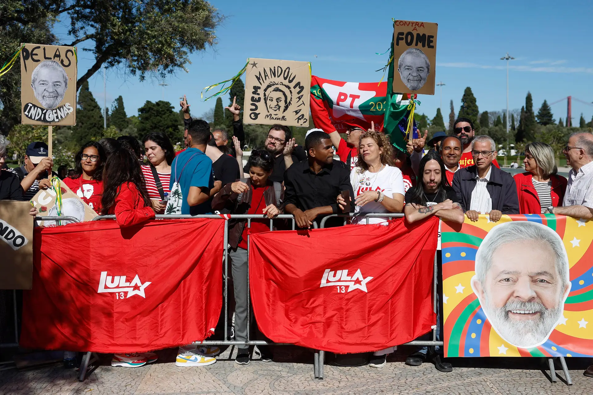 Opositores e apoiantes de Lula da Silva trocaram palavras em Lisboa ...