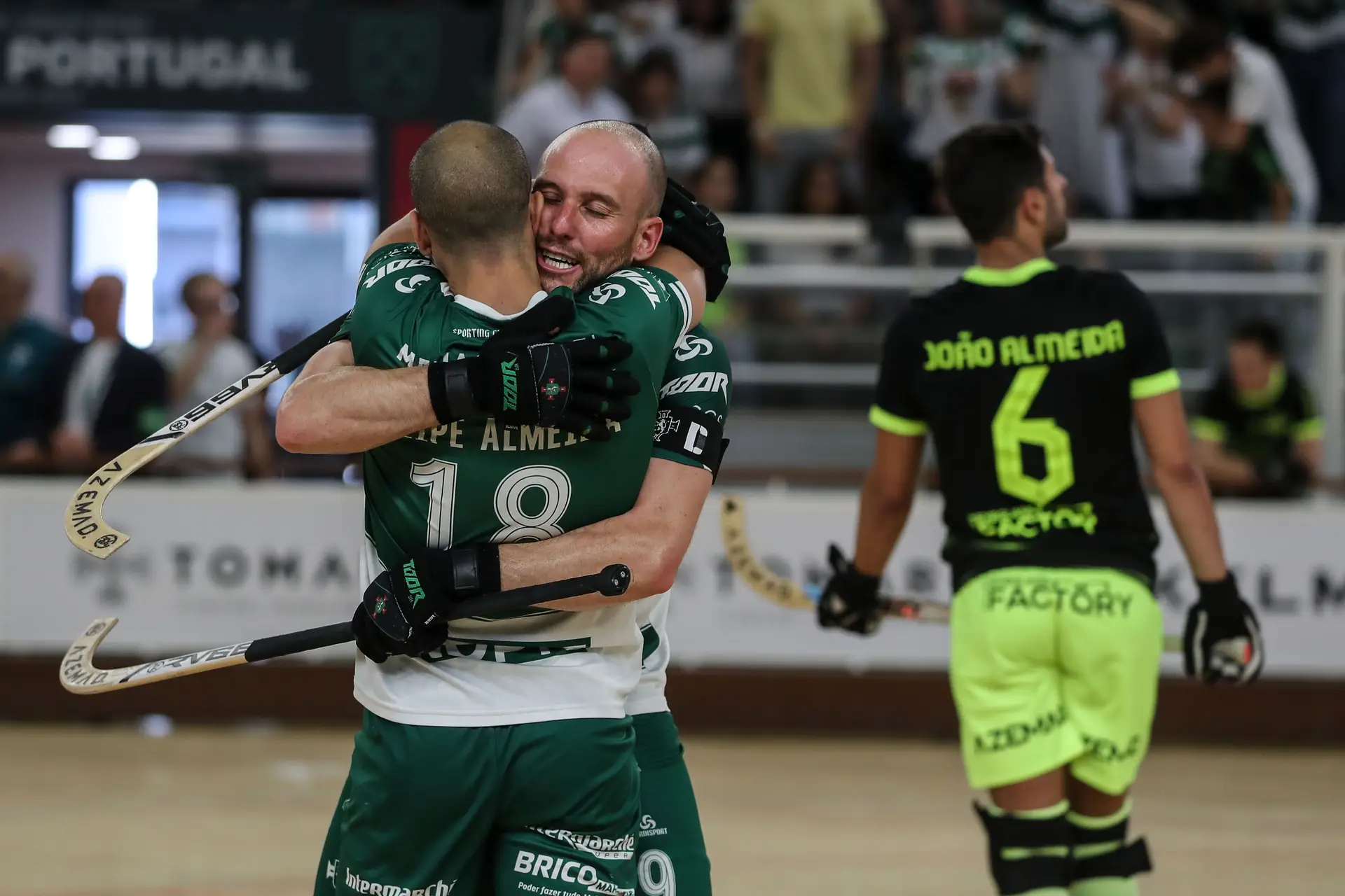 Hóquei em patins: SC Tomar conquista Taça de Portugal pela primeira vez ...
