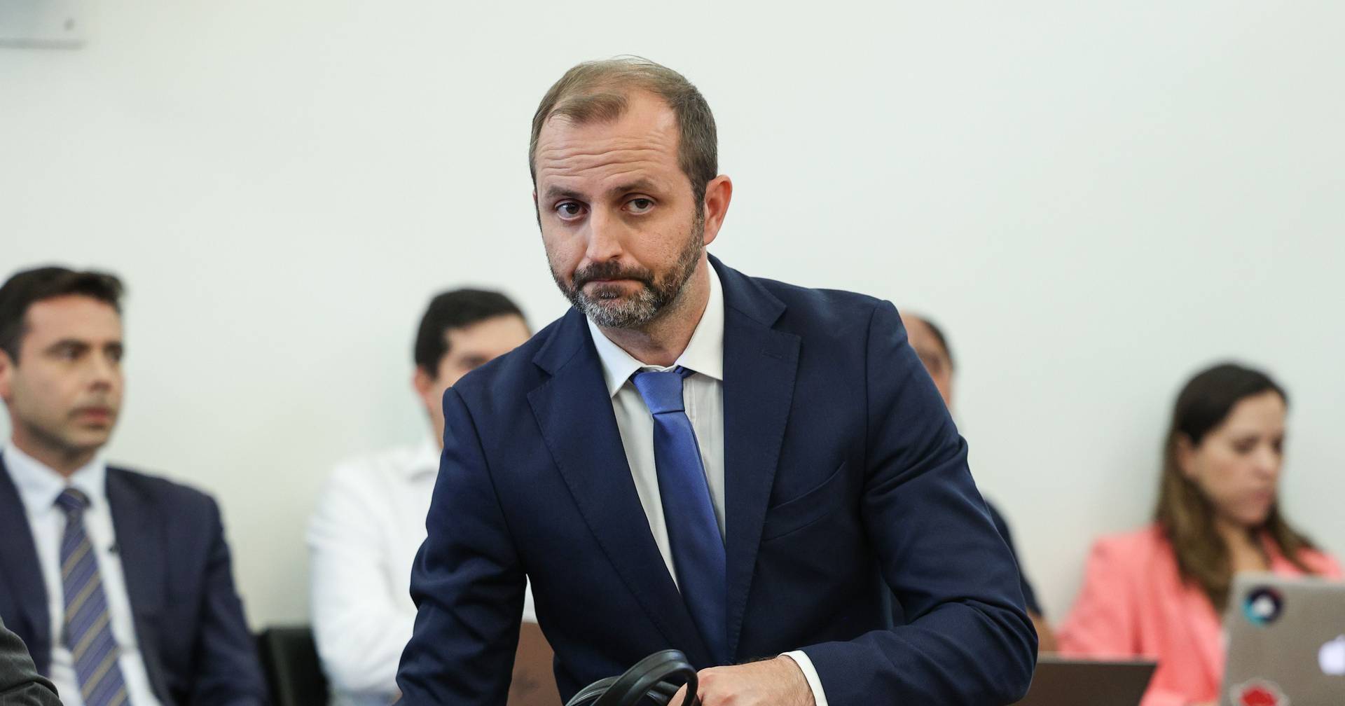 TAP: Ex-CEO admite que companhia perdeu 80 milhões de euros por mês em ...