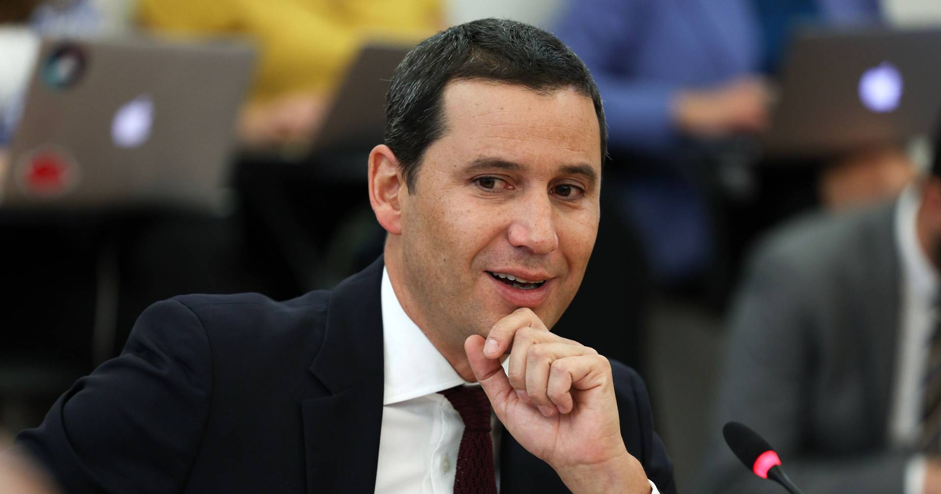 Galamba interveio duas vezes por telefone na noite das agressões no ...