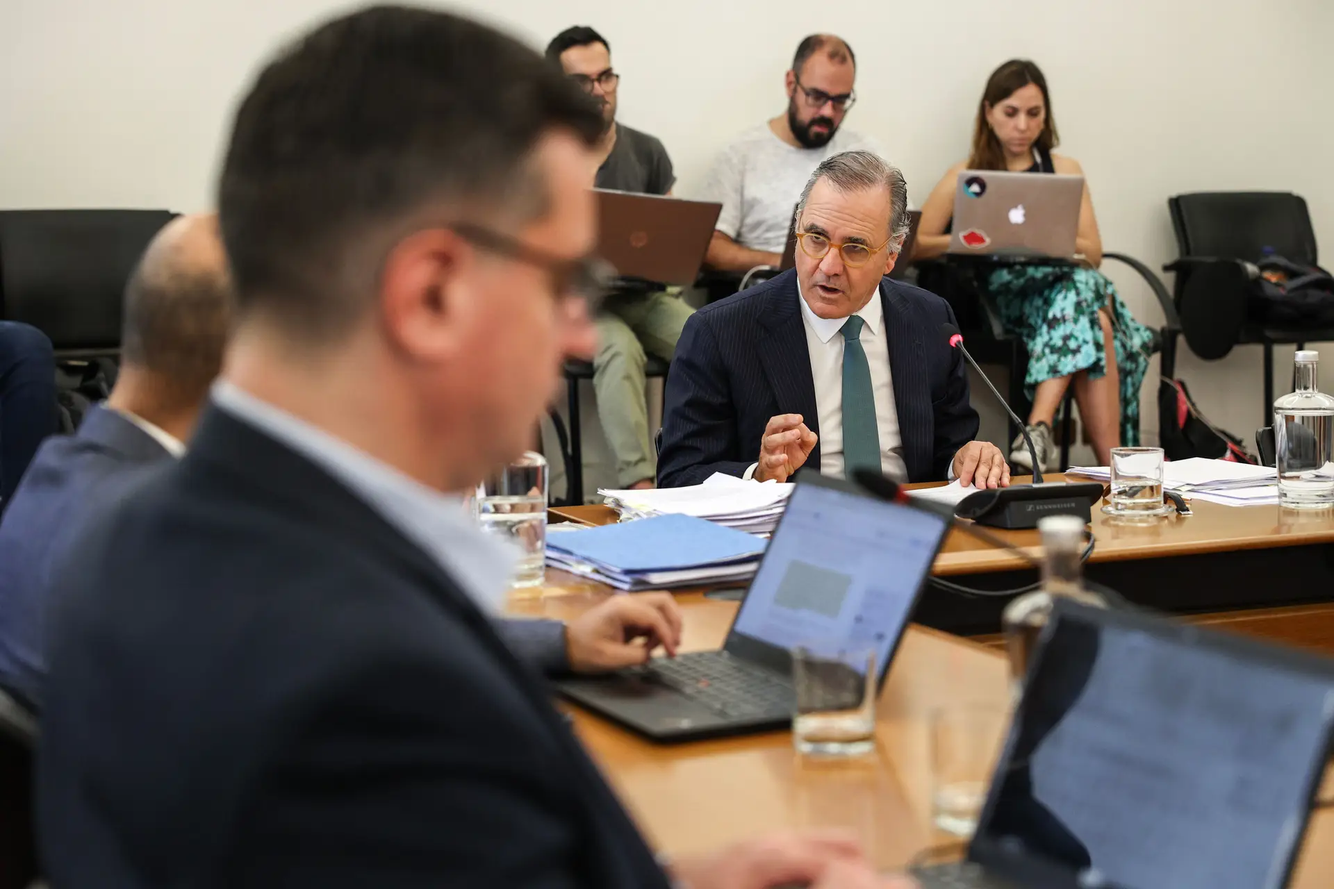 António Pires de Lima defendeu privatização da TAP em 2015 - SIC Notícias