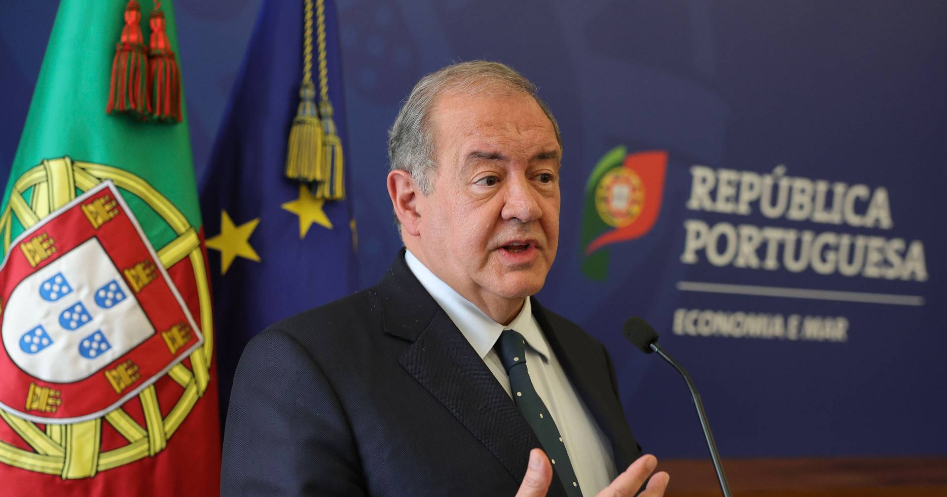 Estado vende Efacec à alemã Mutares - SIC Notícias