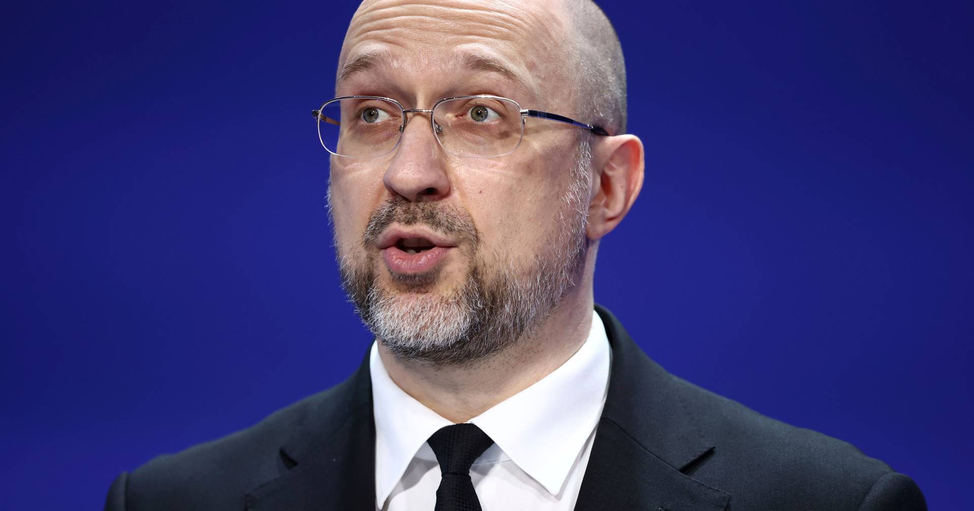 Primeiro-ministro ucraniano diz que Rússia é quem tem de pagar custos ...