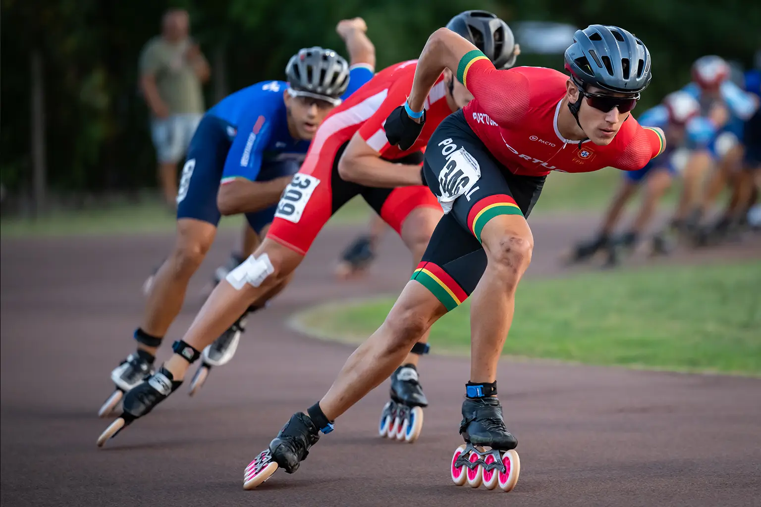 Afonso Silva sagra-se campeão mundial júnior de patinagem de velocidade ...