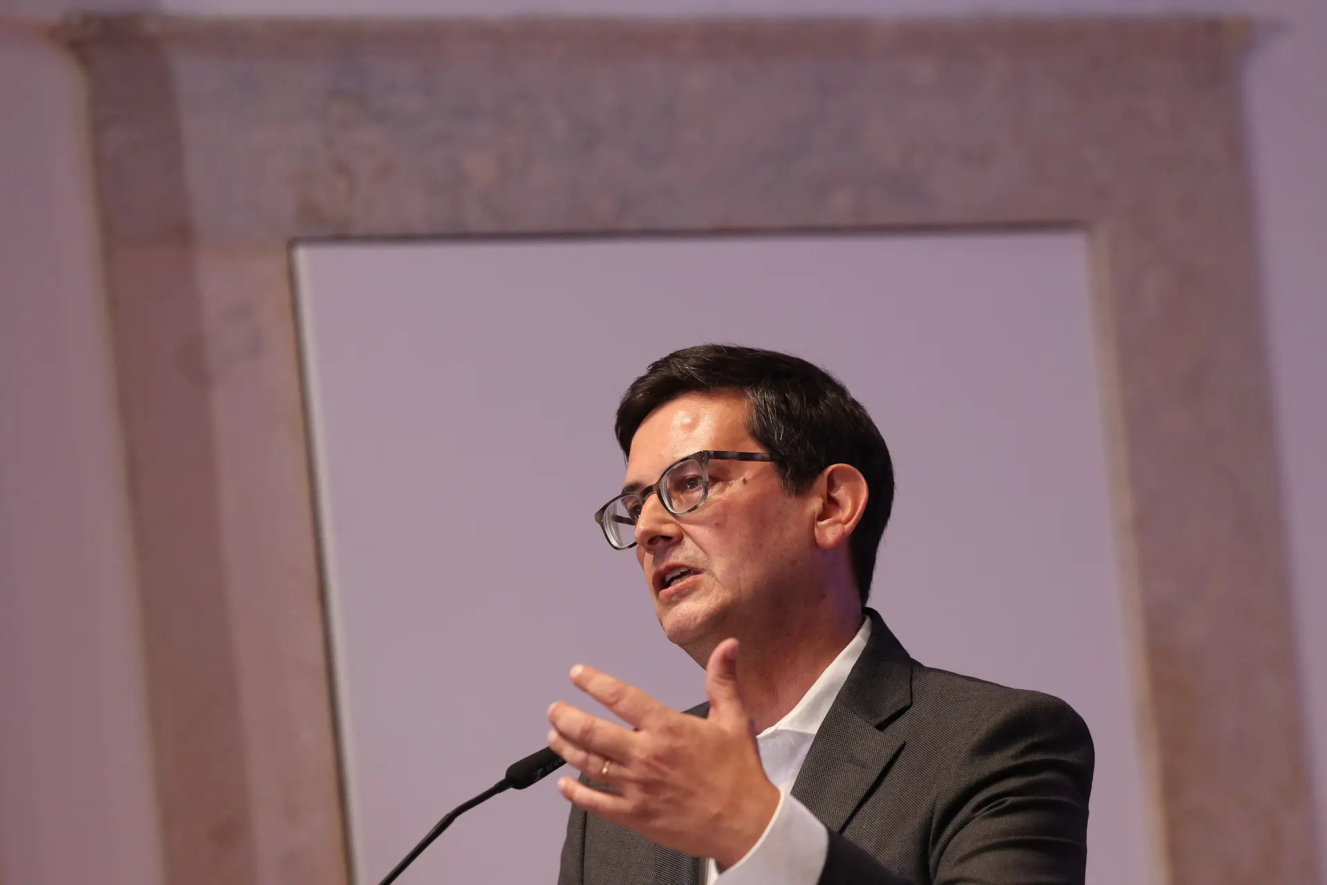 "Já não havia condições para António Costa continuar em funções ...