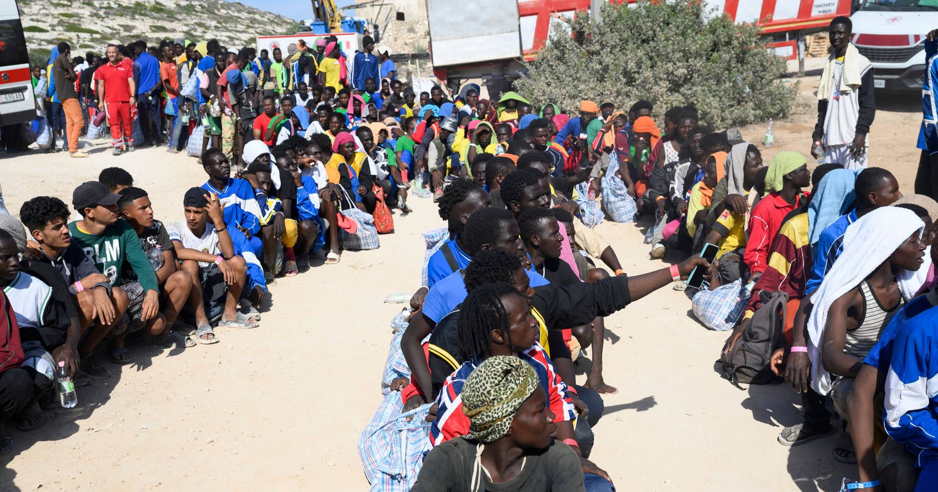 Crise migratória intensifica-se e atinge máximos diários - SIC Notícias