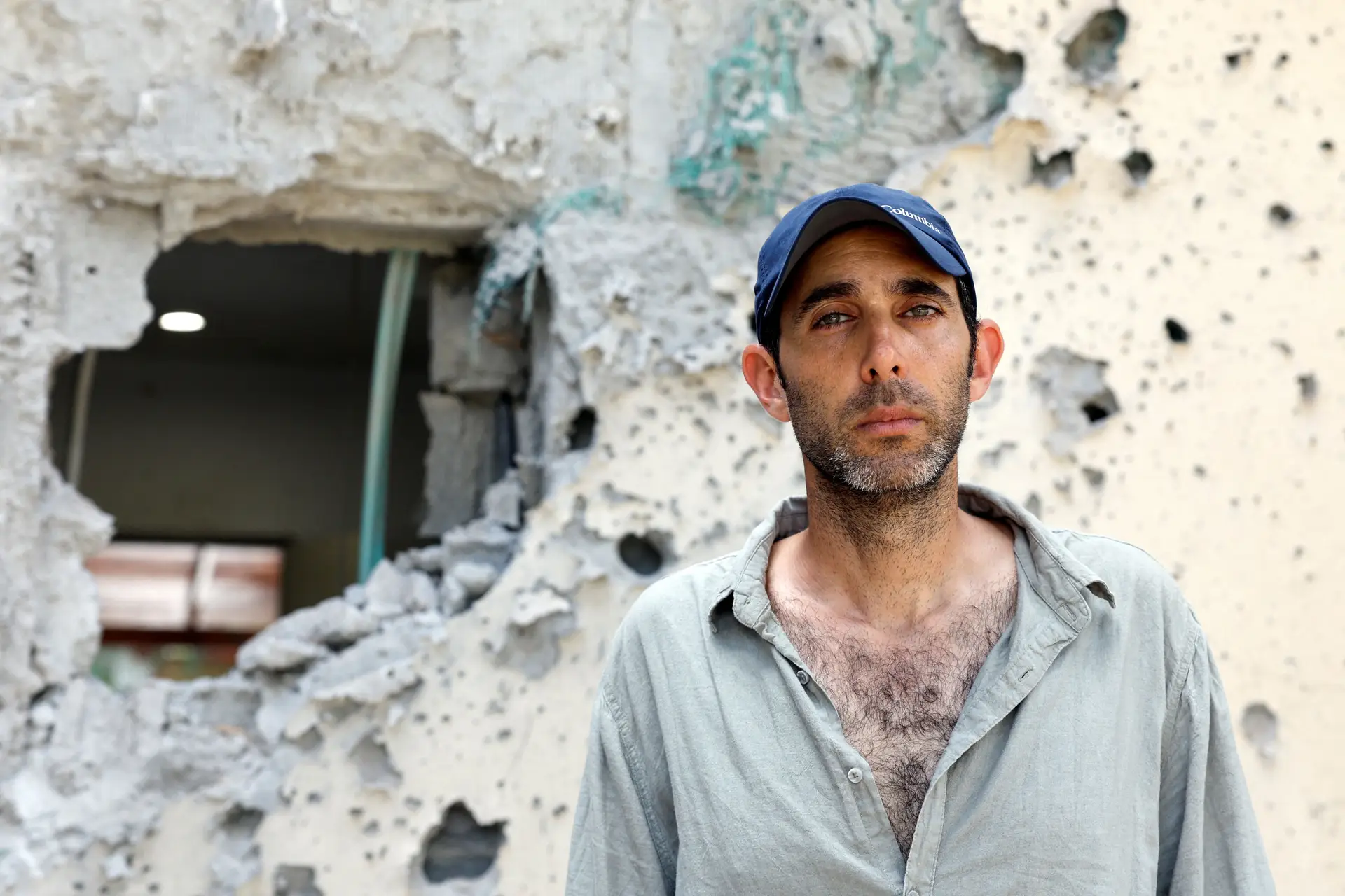 Dentro do kibbutz de Be’eri: crianças e adultos gritam pelas mães, só ...