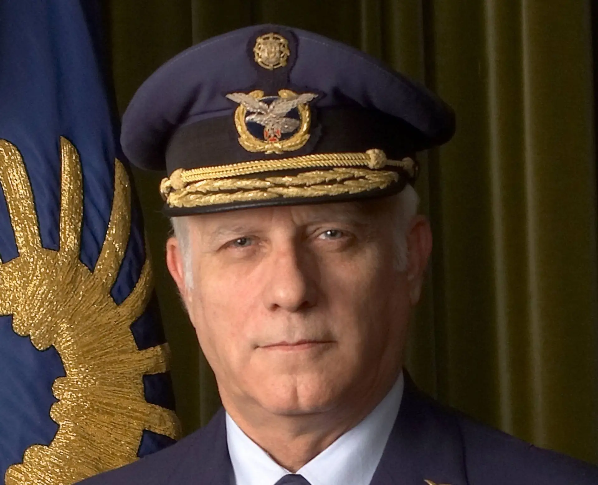 Presidente da República manifesta profundo pesar pela morte do general ...