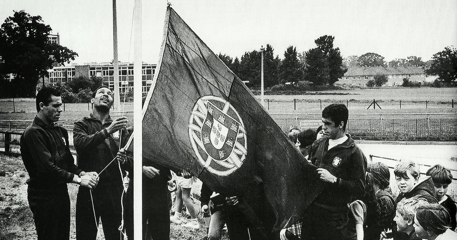 Morreu ex-futebolista internacional português Alberto Festa - SIC Notícias