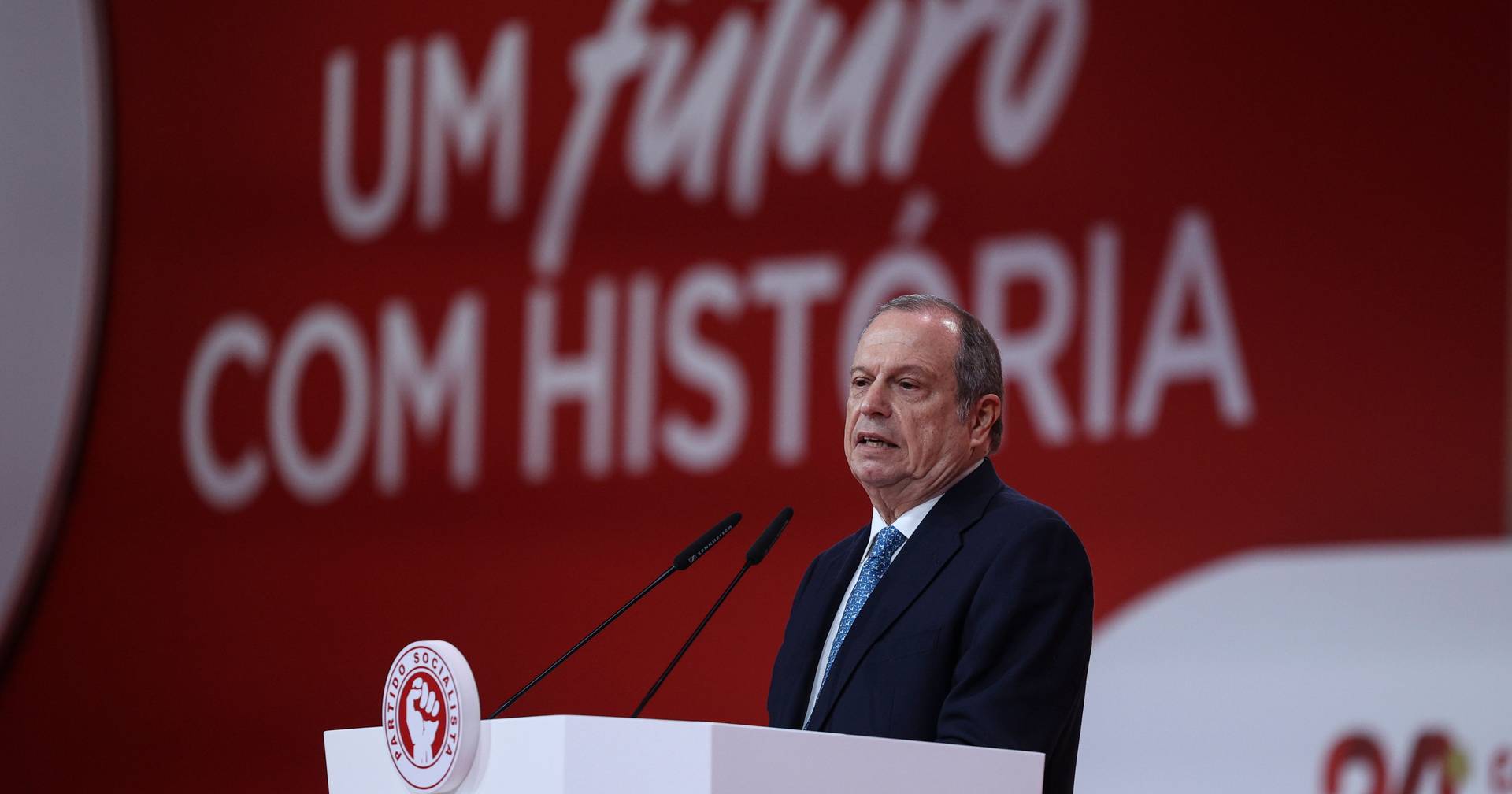 "PS deverá passar a terceiro maior partido": PS já assume derrota ainda ...
