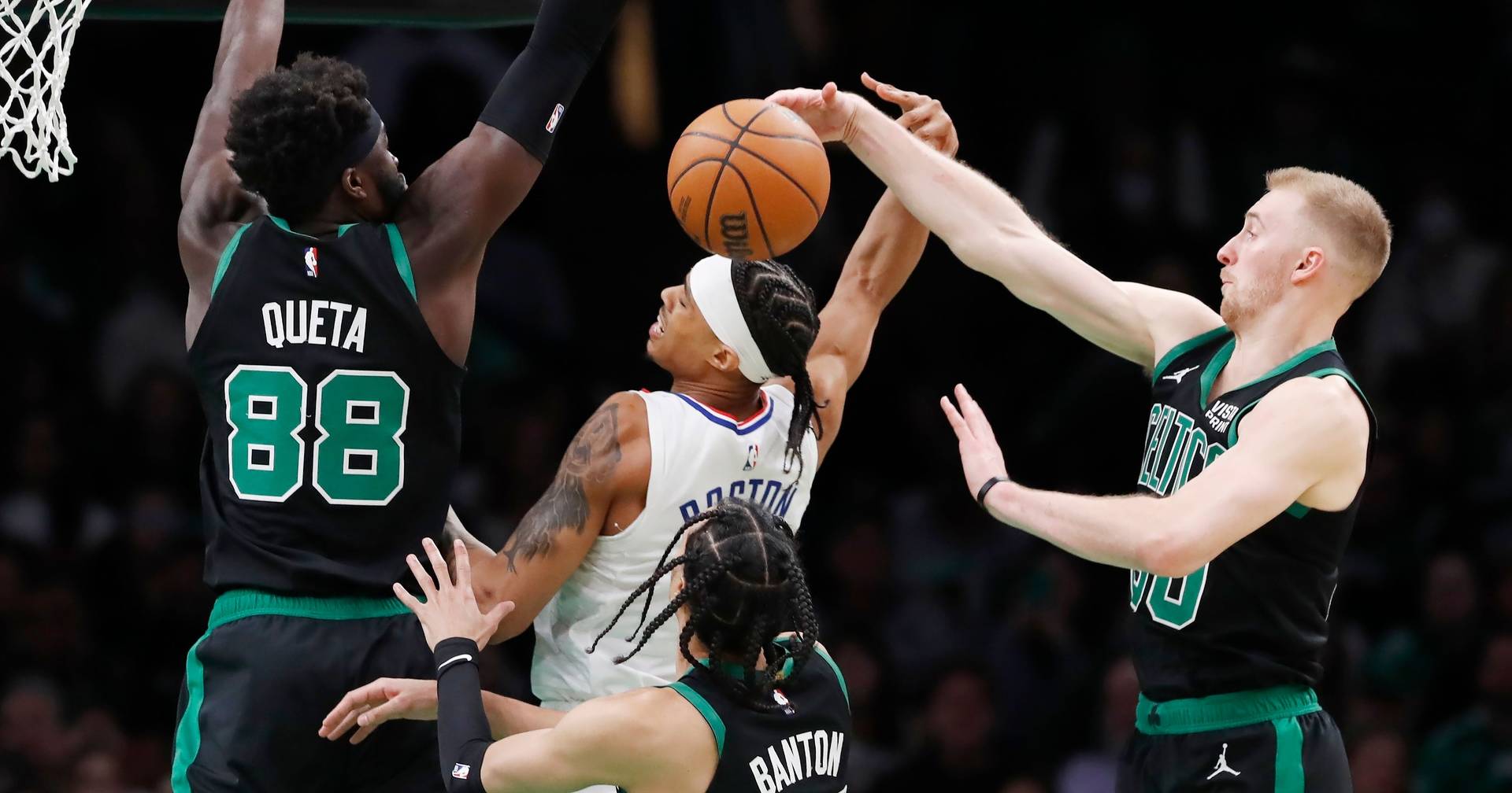 NBA: Neemias Queta marca oito pontos mas Celtics sofrem pesada derrota ...