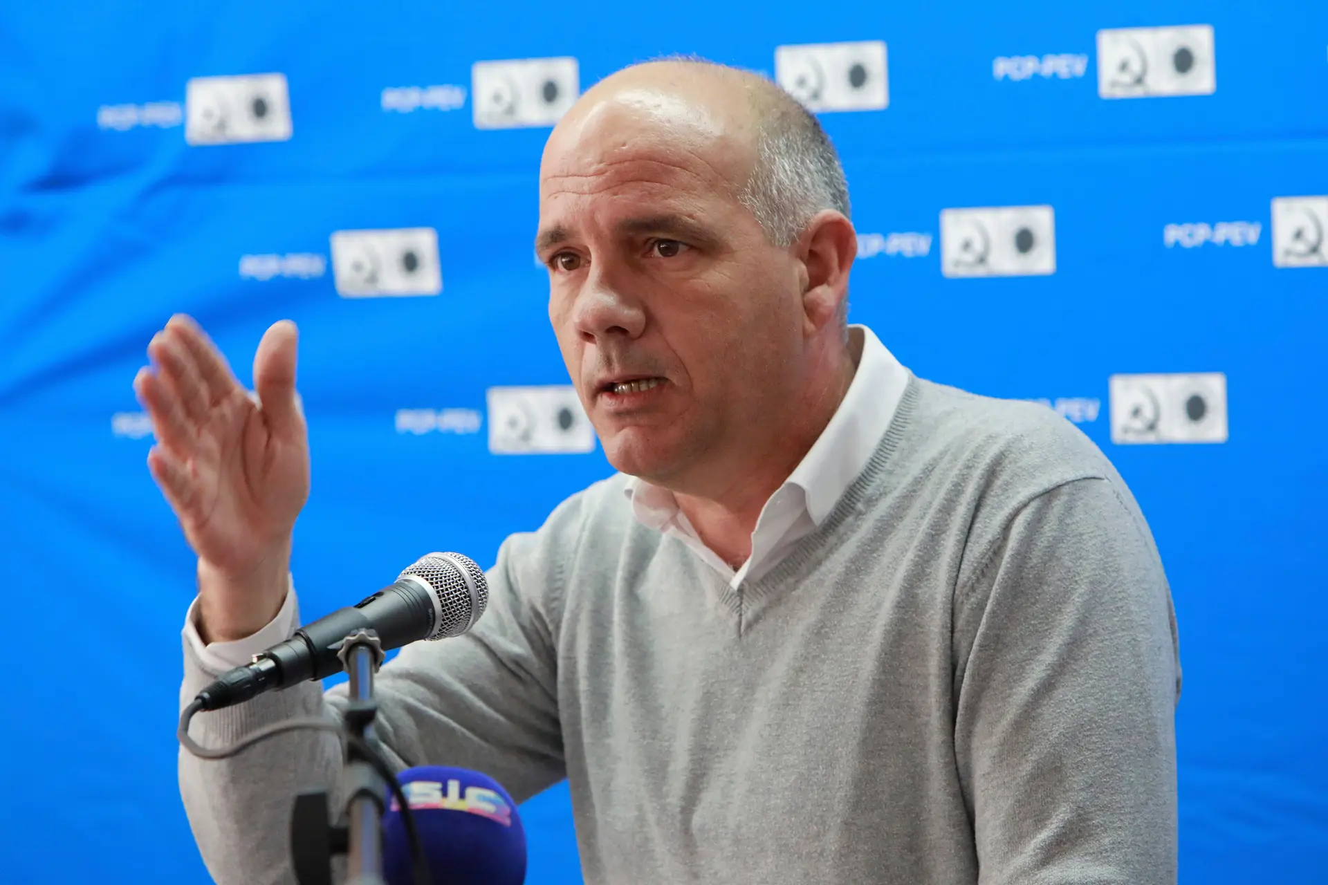 Paulo Raimundo diz que Governo deveria ser "tão ágil" a responder às ...