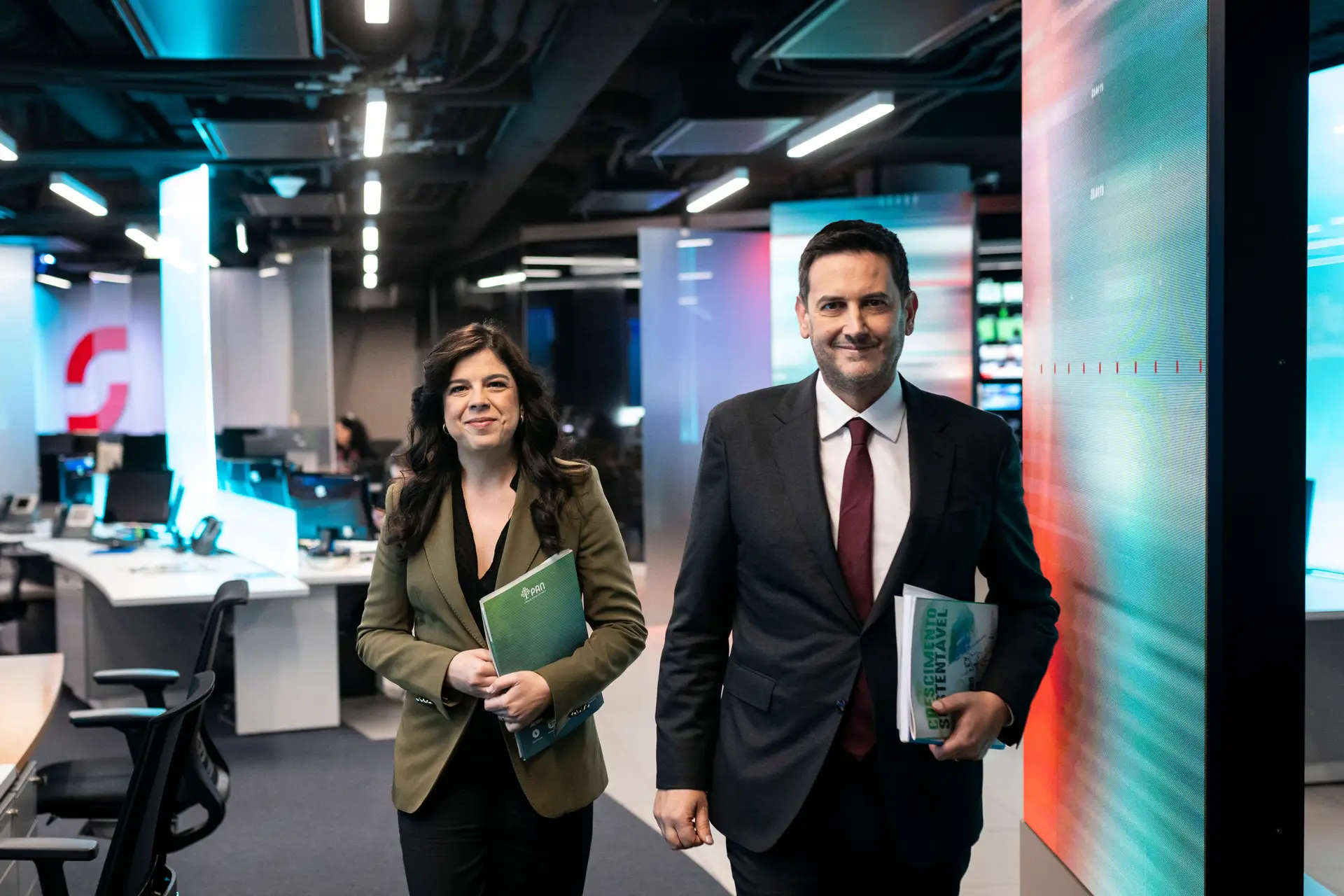 PAN vs Iniciativa Liberal: oiça aqui o debate entre Inês Sousa Real e ...