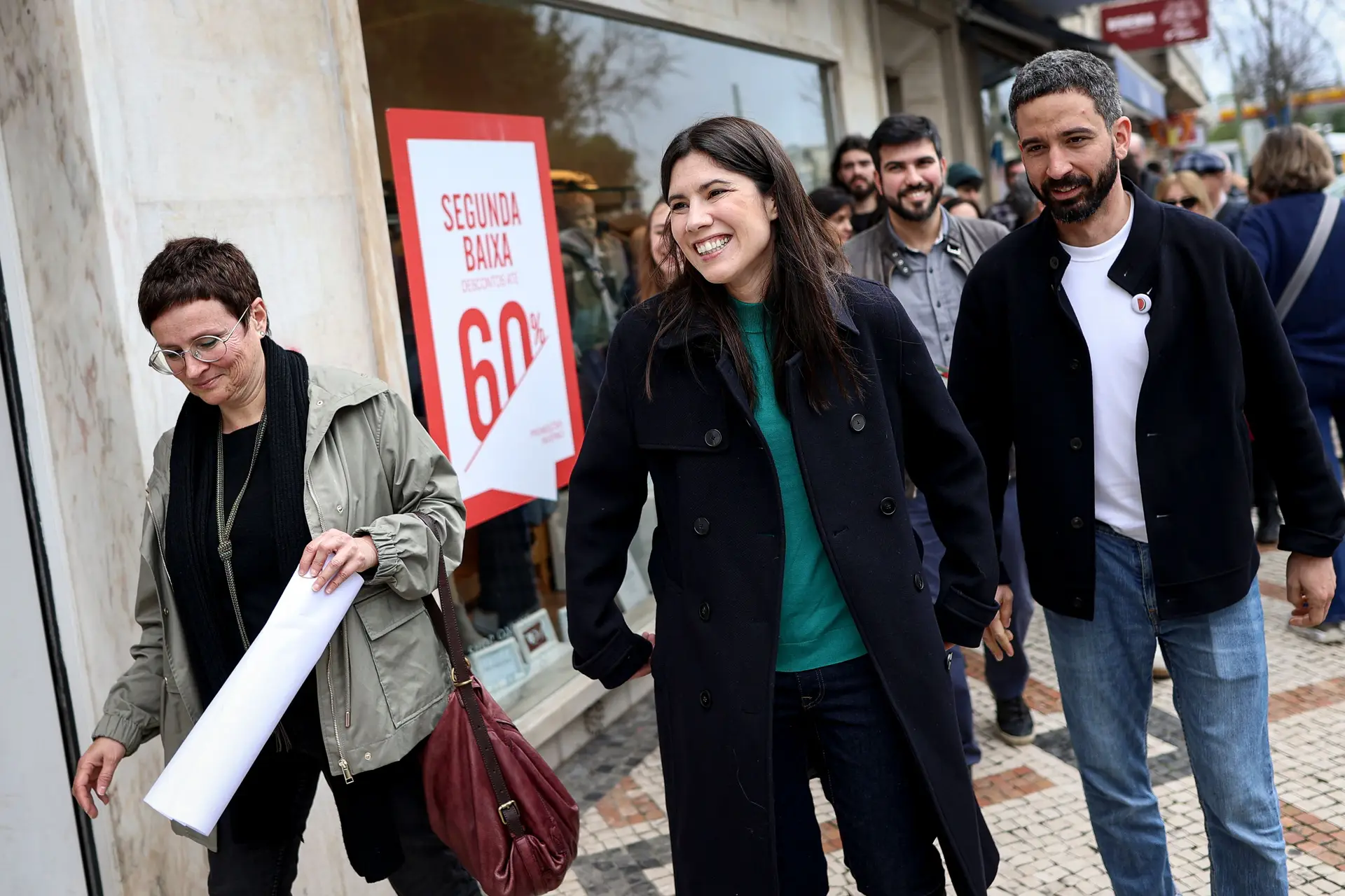 "Governo já devia ter resolvido o problema dos polícias", afirma ...