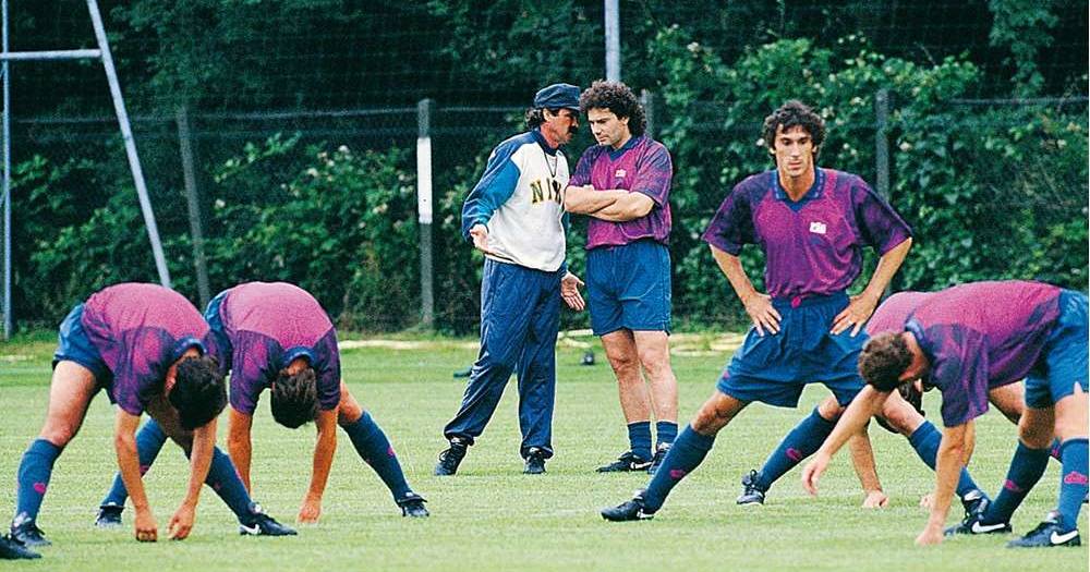 PSG lembra o antigo treinador Artur Jorge como uma "personagem erudita" - SIC Notícias