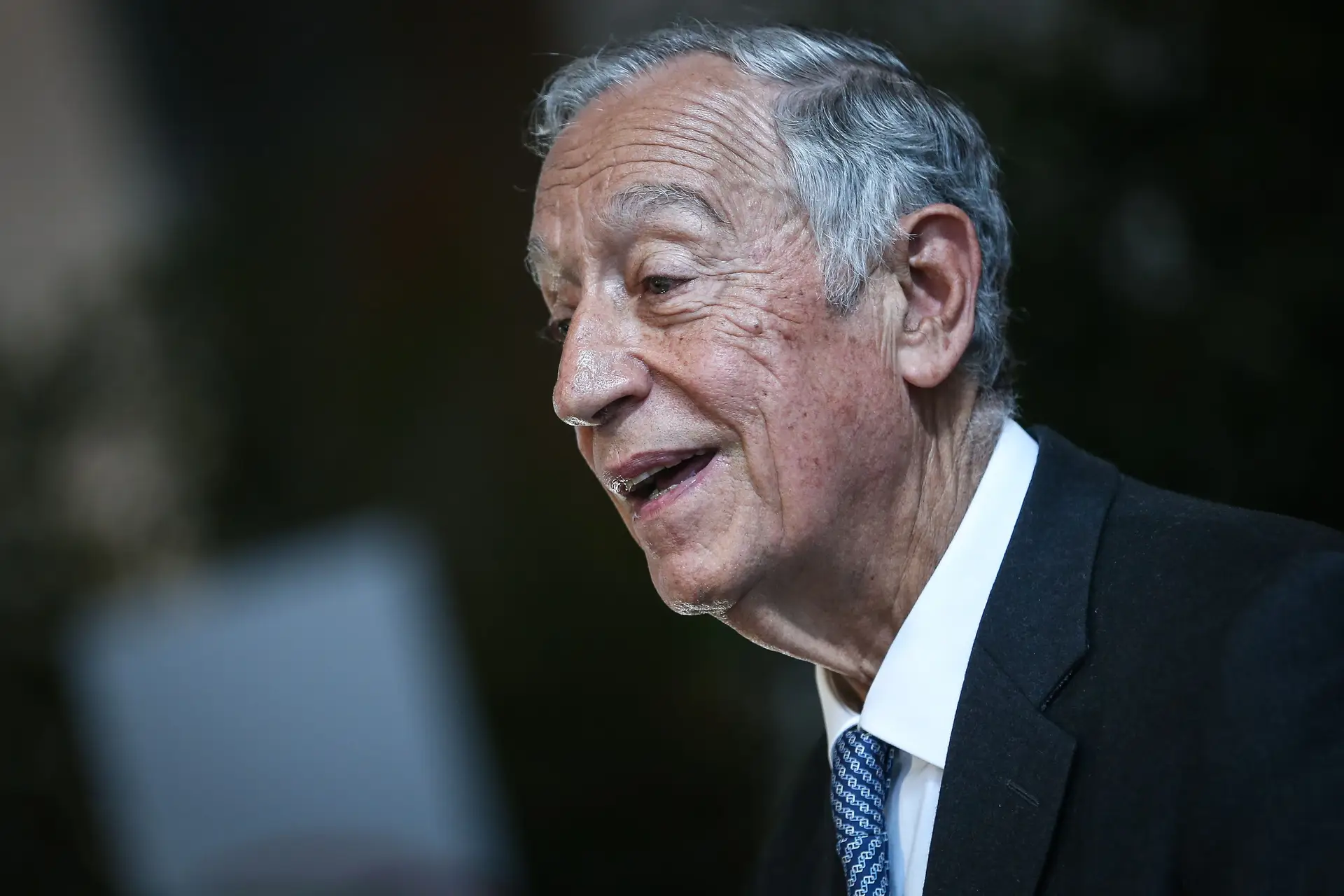 Marcelo apela ao voto dos portugueses para "fortalecer a democracia ...