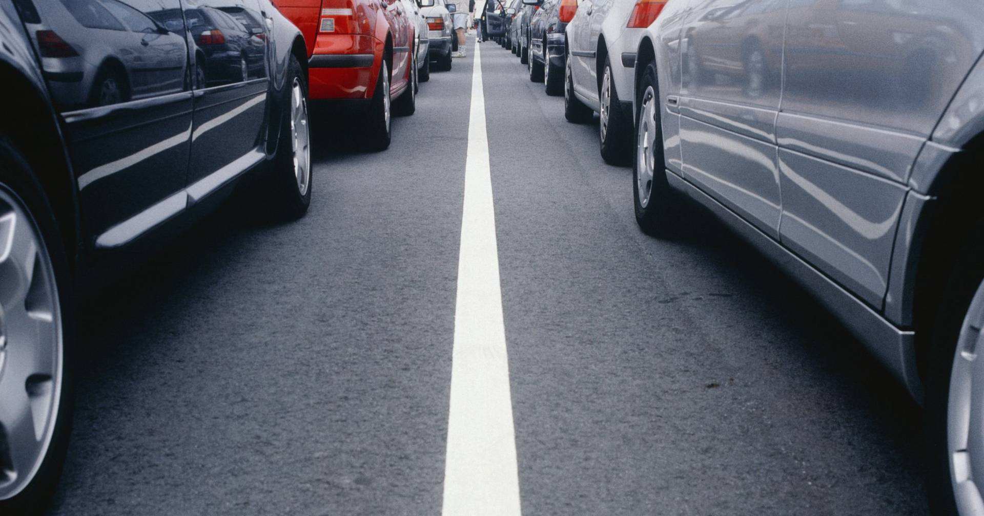 IUC volta a dar que falar: saiba o que muda no pagamento do selo do carro - SIC Notícias