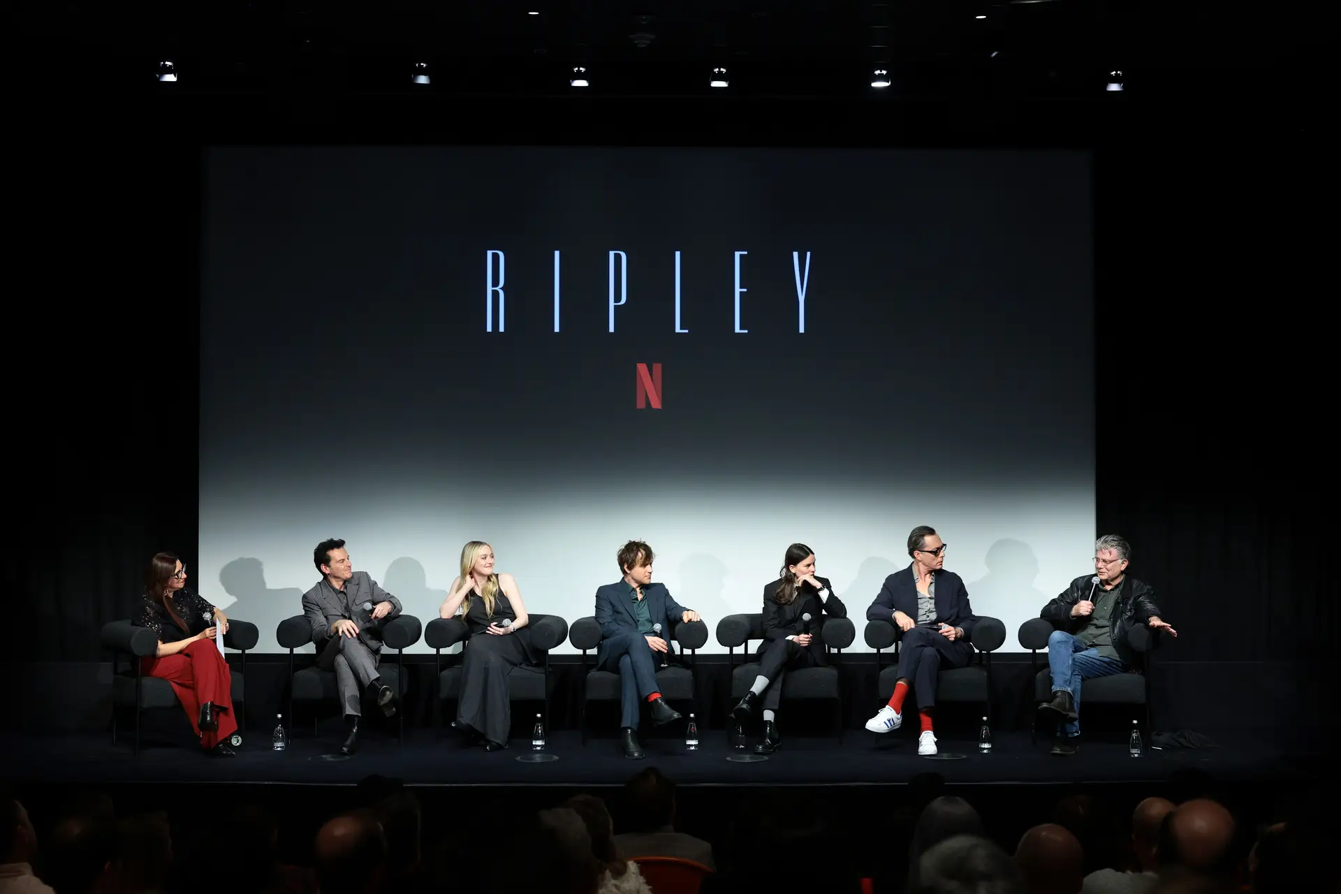 Nova série da Netflix: Tom Ripley é fascinante, assustador ...