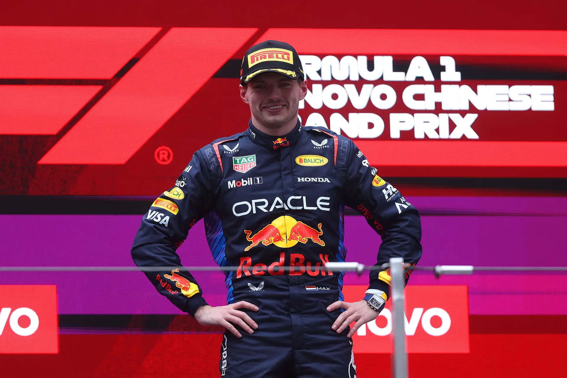 Max Verstappen vence GP da China de Fórmula 1 pela primeira vez - SIC Notícias