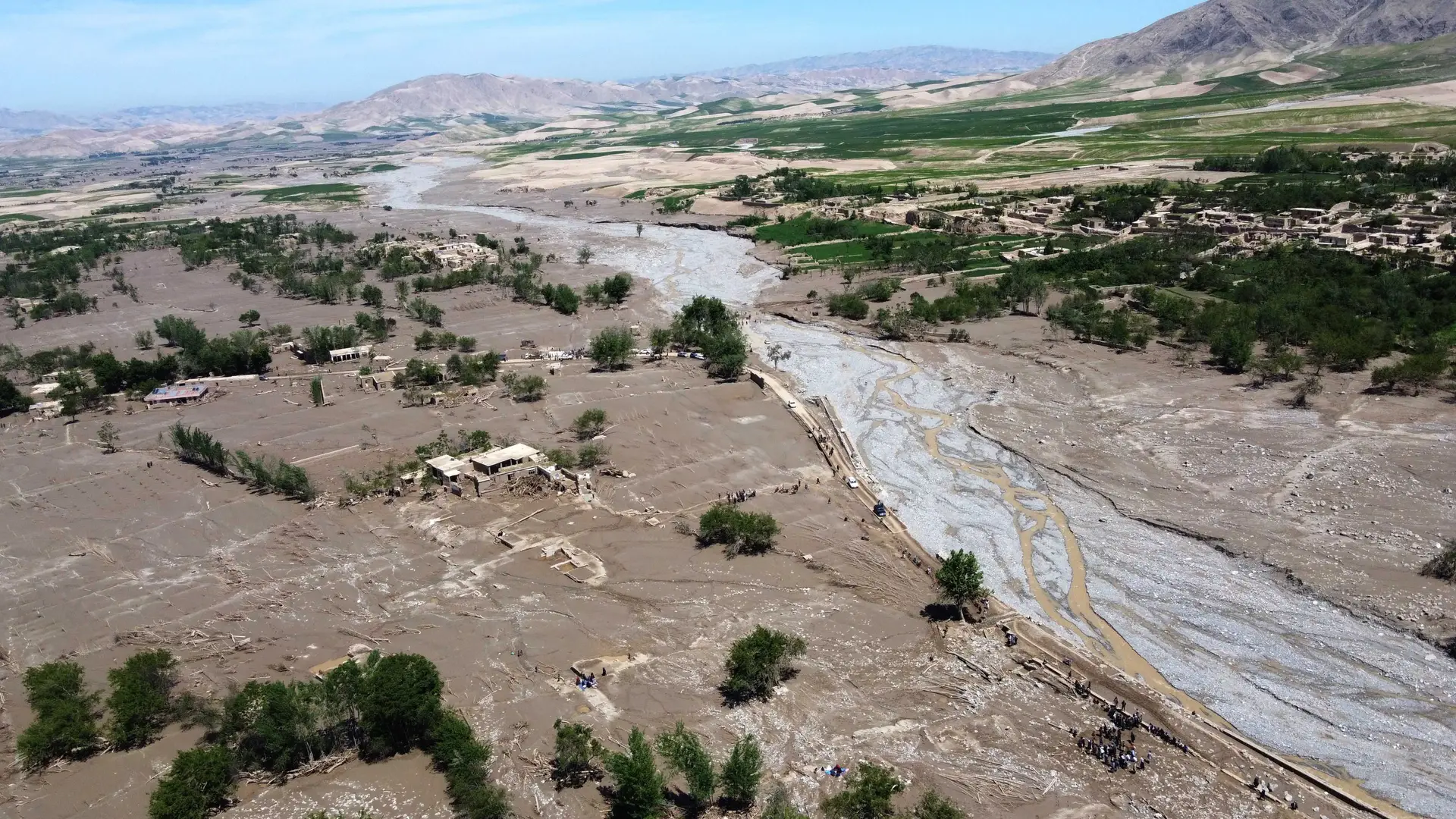Cheias no Afeganistão: dezenas de mortes em cheias repentinas a oeste ...