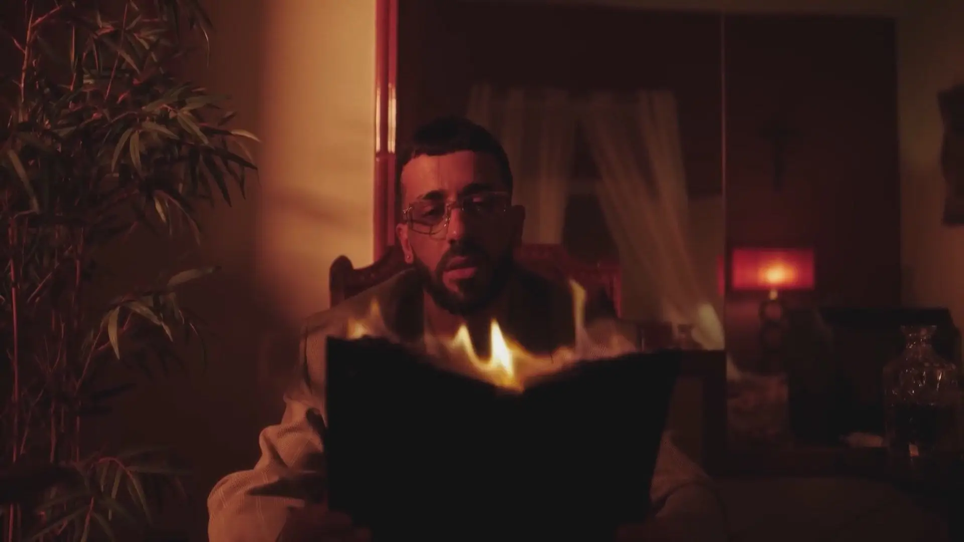 Fado e Rap juntos no novo single de Bia Caboz e Piruka - SIC Notícias