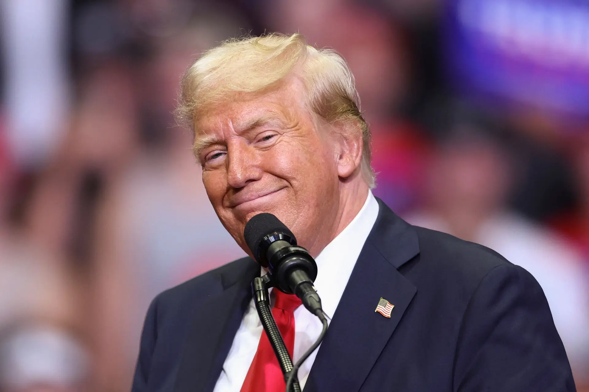 Trump apresenta plano para "salvar a educação americana" da "esquerda ...