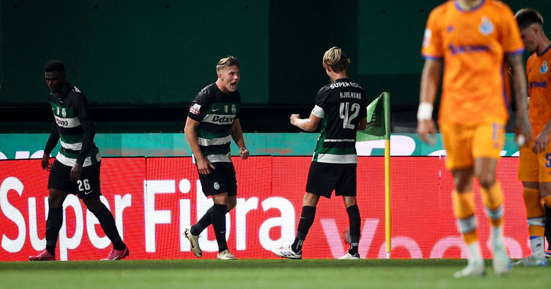 Sporting vence clássico frente ao FC Porto por 2-0 - SIC Notícias