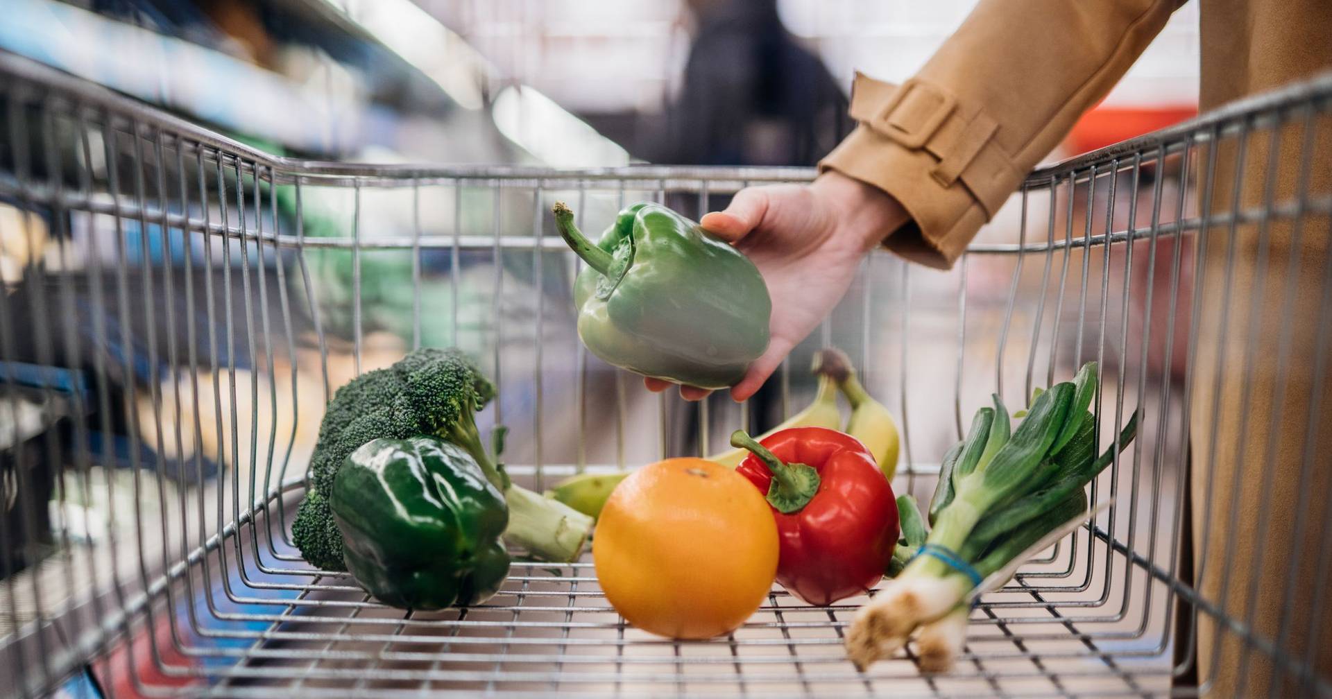 Cabaz alimentar voltou a encarecer com peixe a dominar produtos que ...