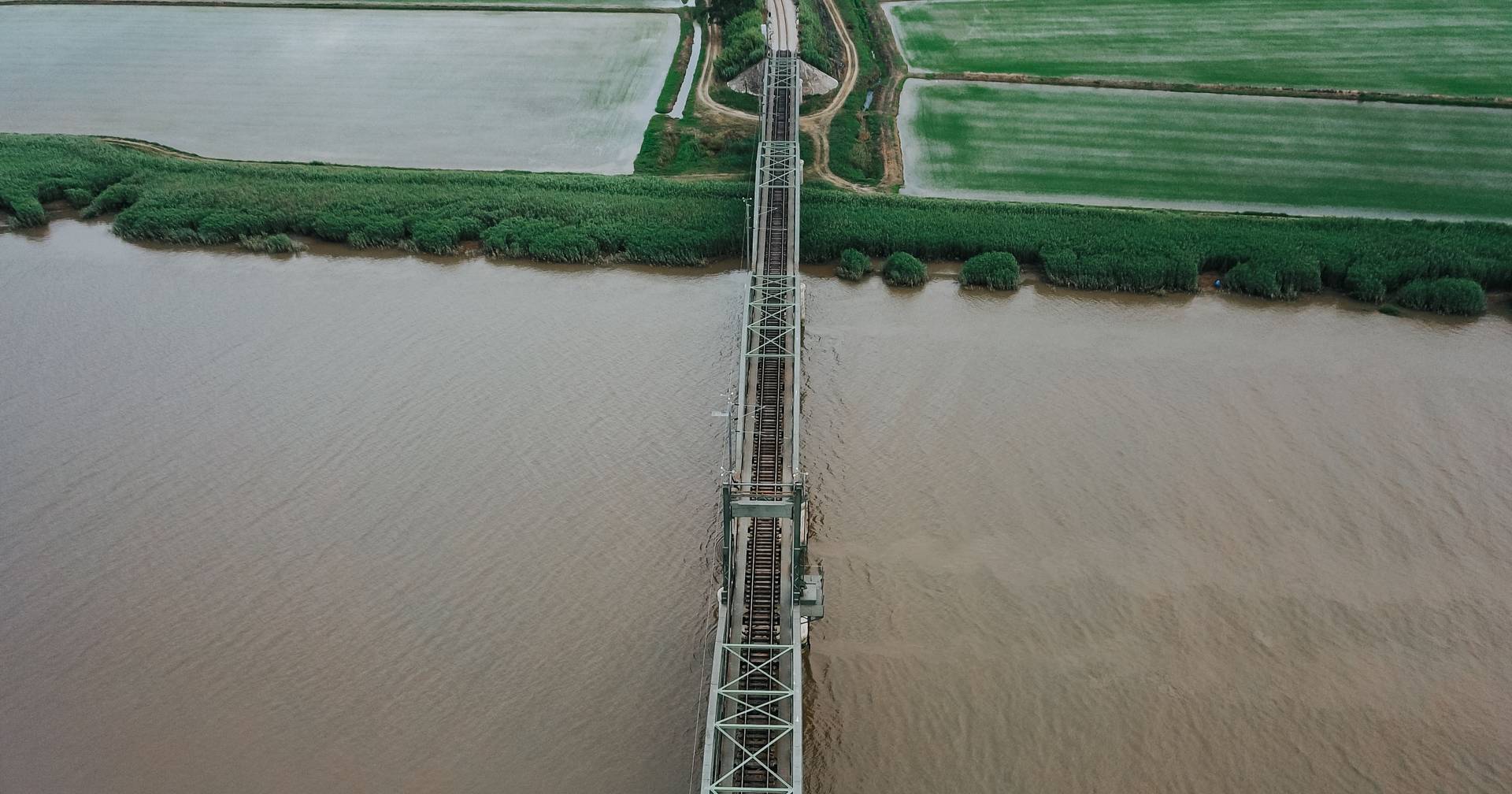 À descoberta de Alcácer do Sal: rio Sado e arrozais dominam a paisagem ...