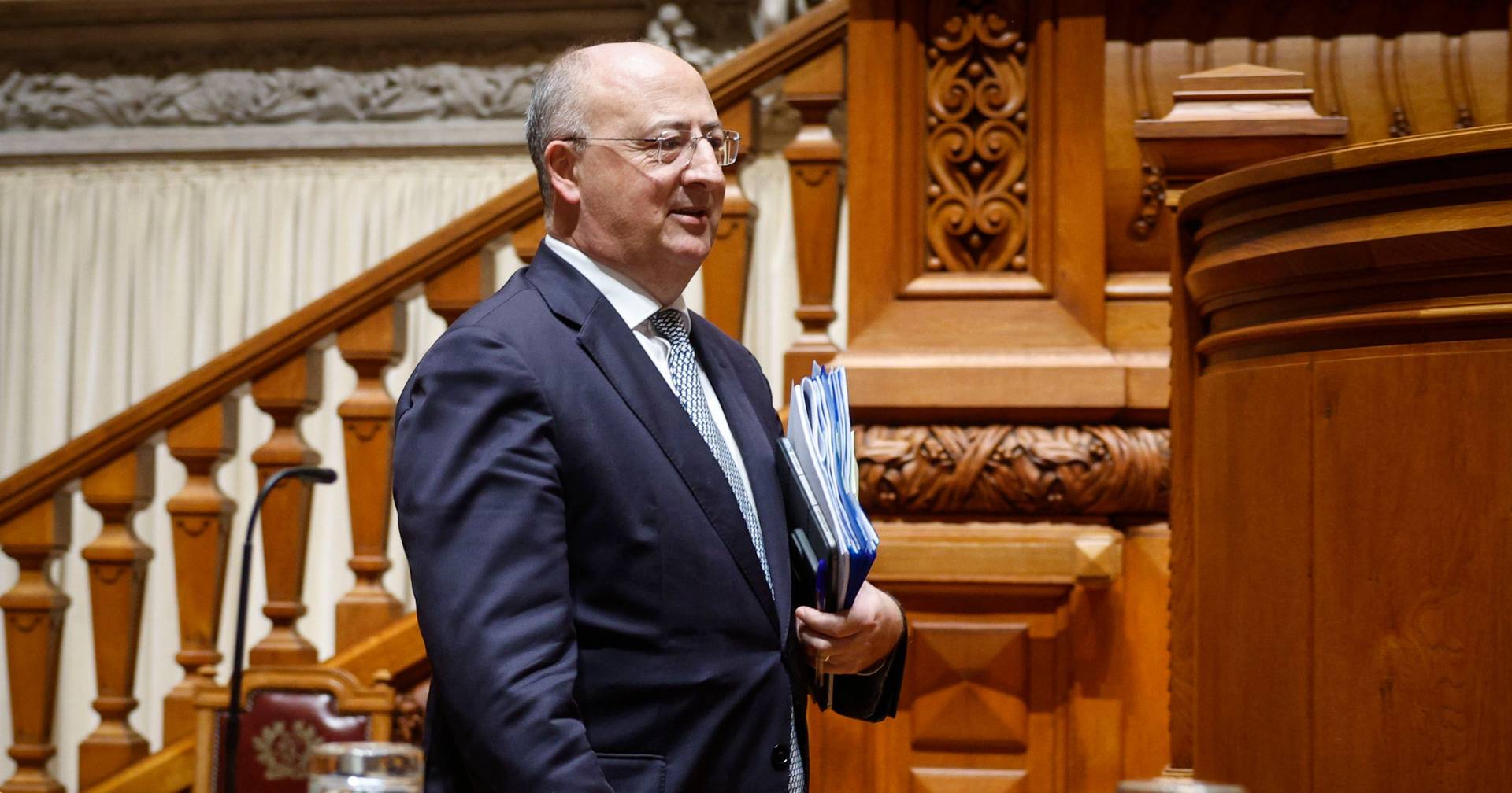 José Manuel Fernandes, o ministro que não nega a dieta vegan nem carne barrosã - SIC Notícias