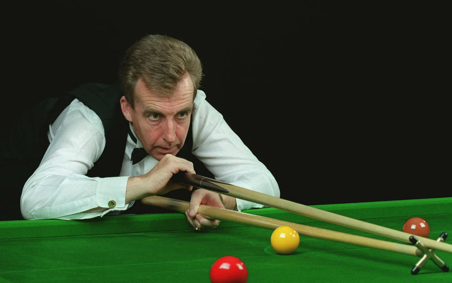 Morreu o antigo campeão do mundo de snooker Terry Griffiths - SIC Notícias