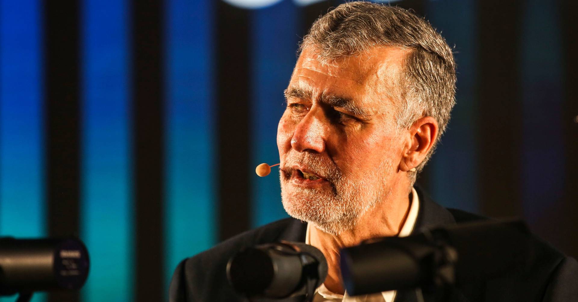 Gouveia e Melo defende novo poder de dissolução em Belém - SIC Notícias