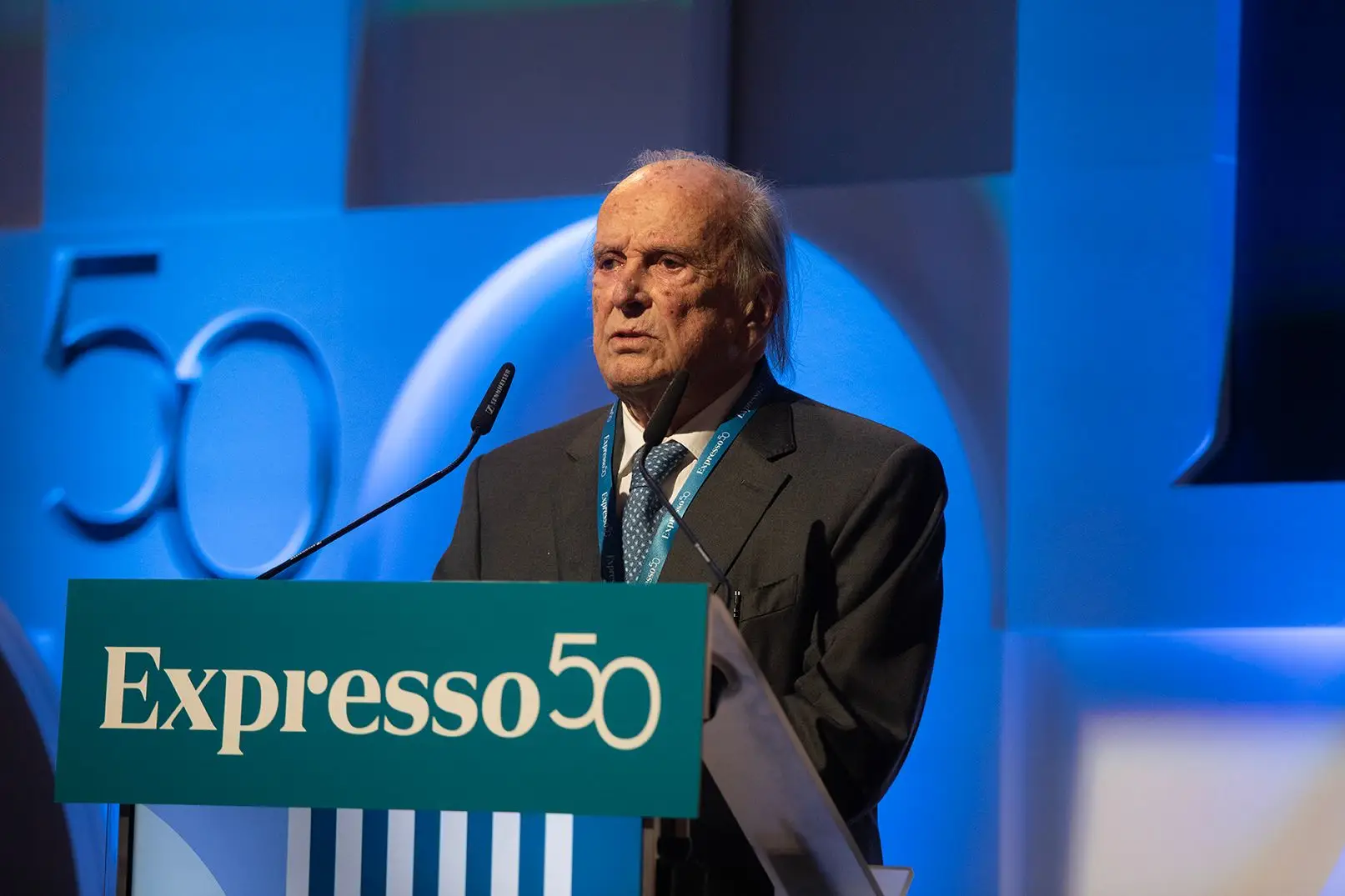 Novo podcast de Francisco Pinto Balsemão com mais de 100 mil downloads ...