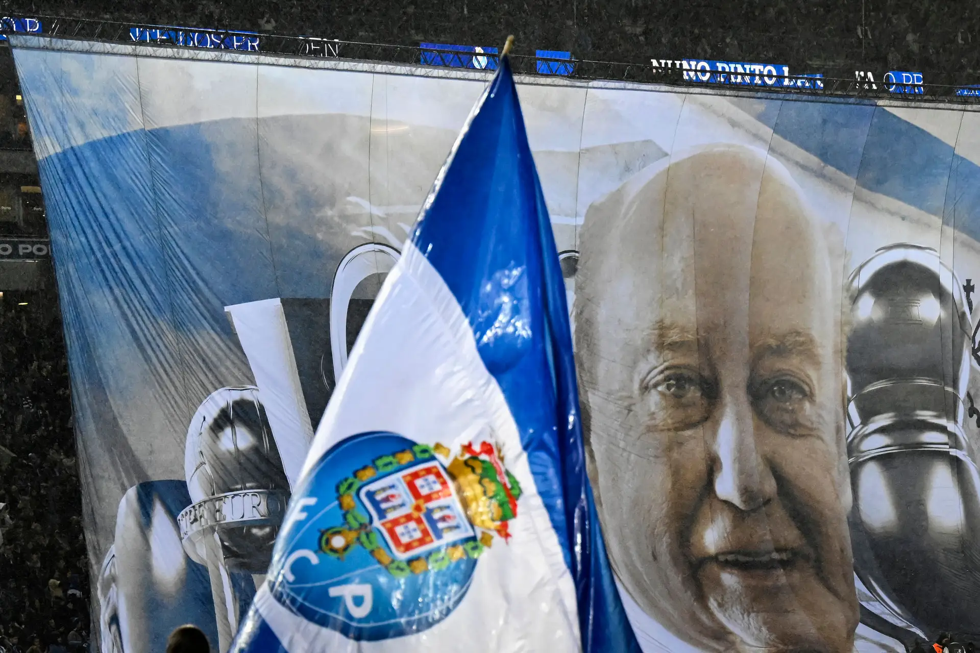 "Obrigado, Presidente": as imagens do primeiro jogo no Dragão após a ...