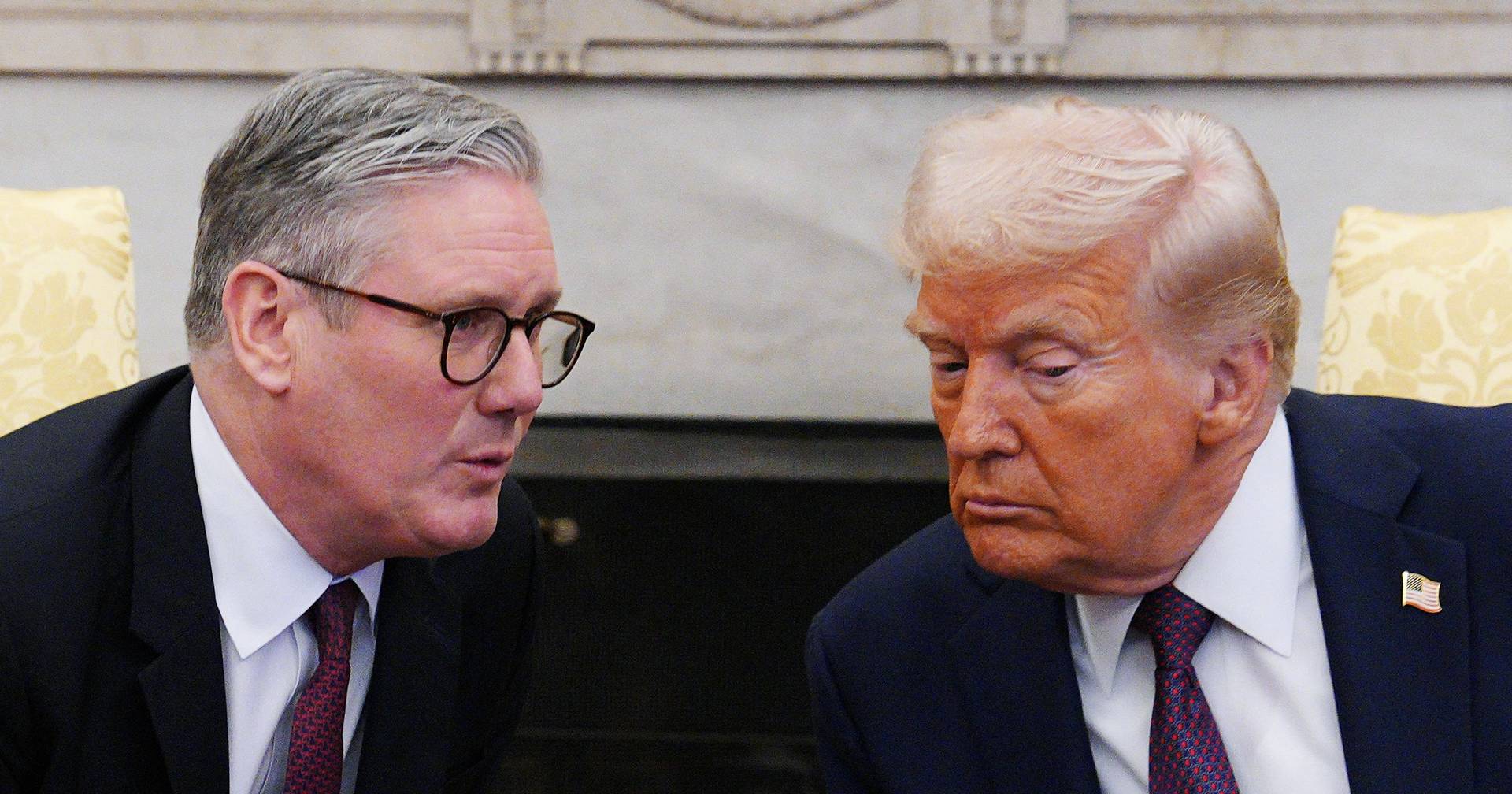 Donald Trump e Keir Starmer assinam acordo comercial para reduzir ...