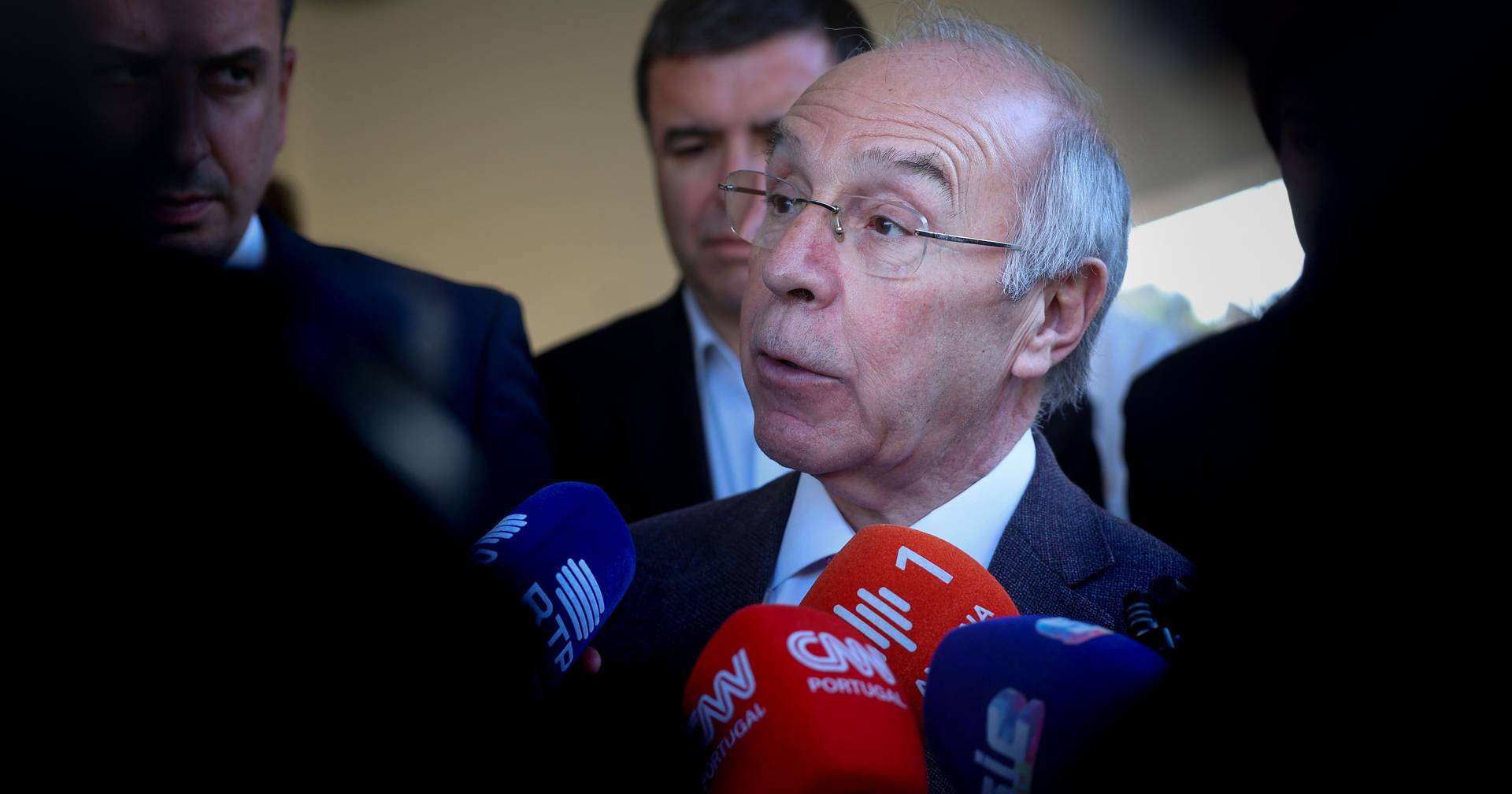 Marques Mendes promete deixar de lado "tricas e intrigas" e "falar para ...