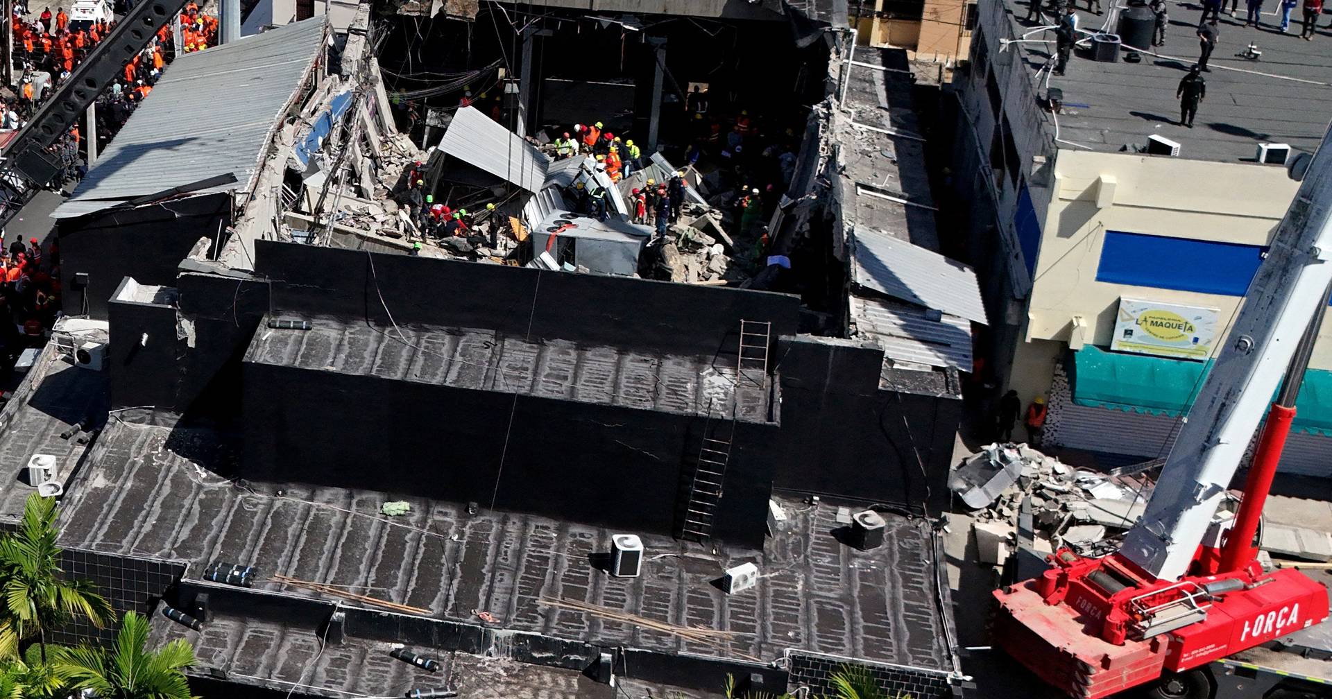 Teto de discoteca desaba na República Dominicana, há mais de 100 mortos e de 150 feridos - SIC ...