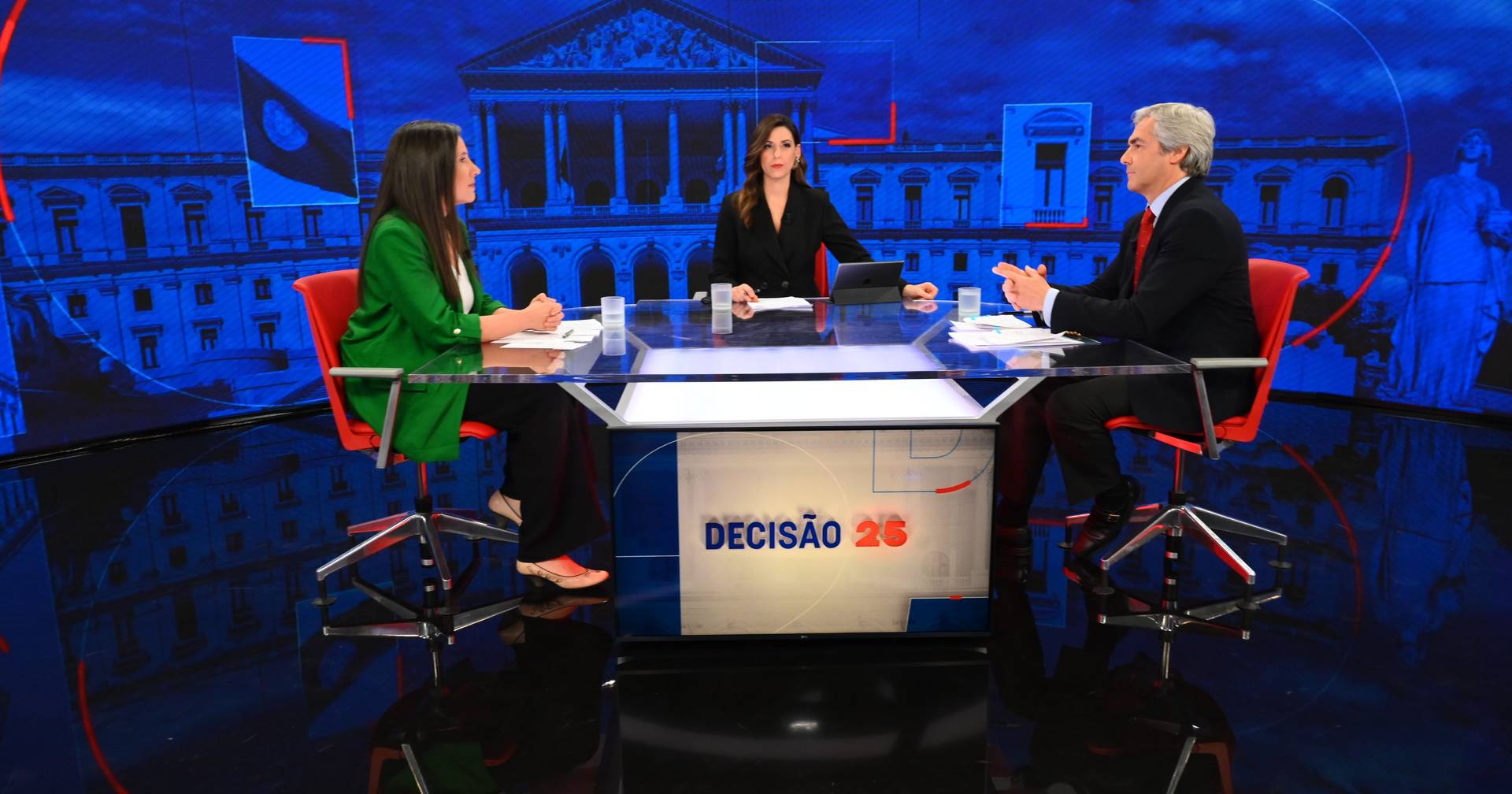 Isabel Mendes Lopes e Nuno Melo: quais as notas do debate? - SIC Notícias